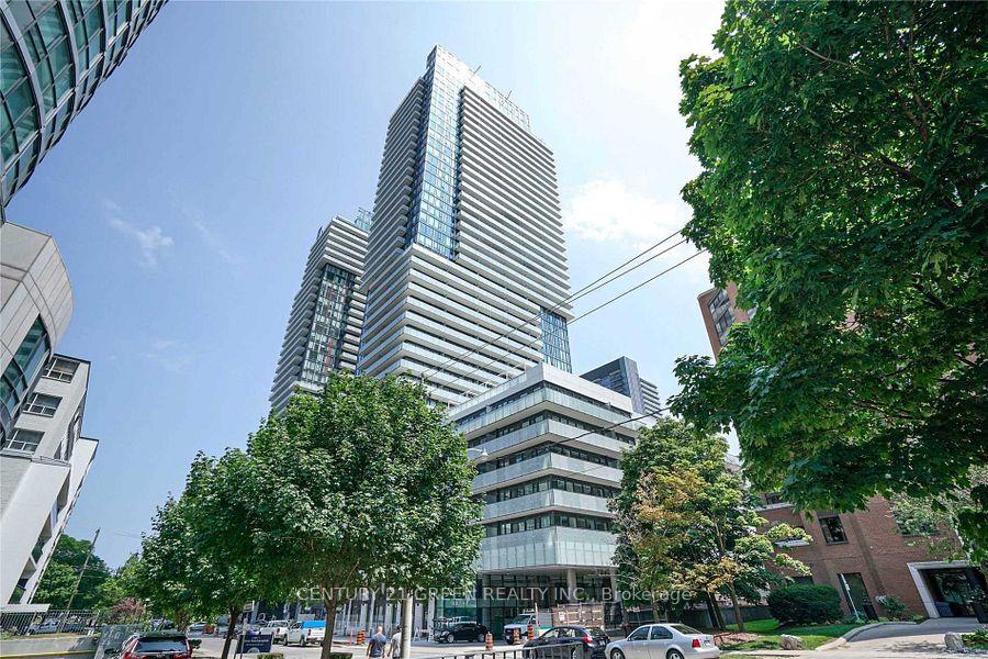 4002 - 161 Roehampton Avenue, Toronto, ON M4P 0C8