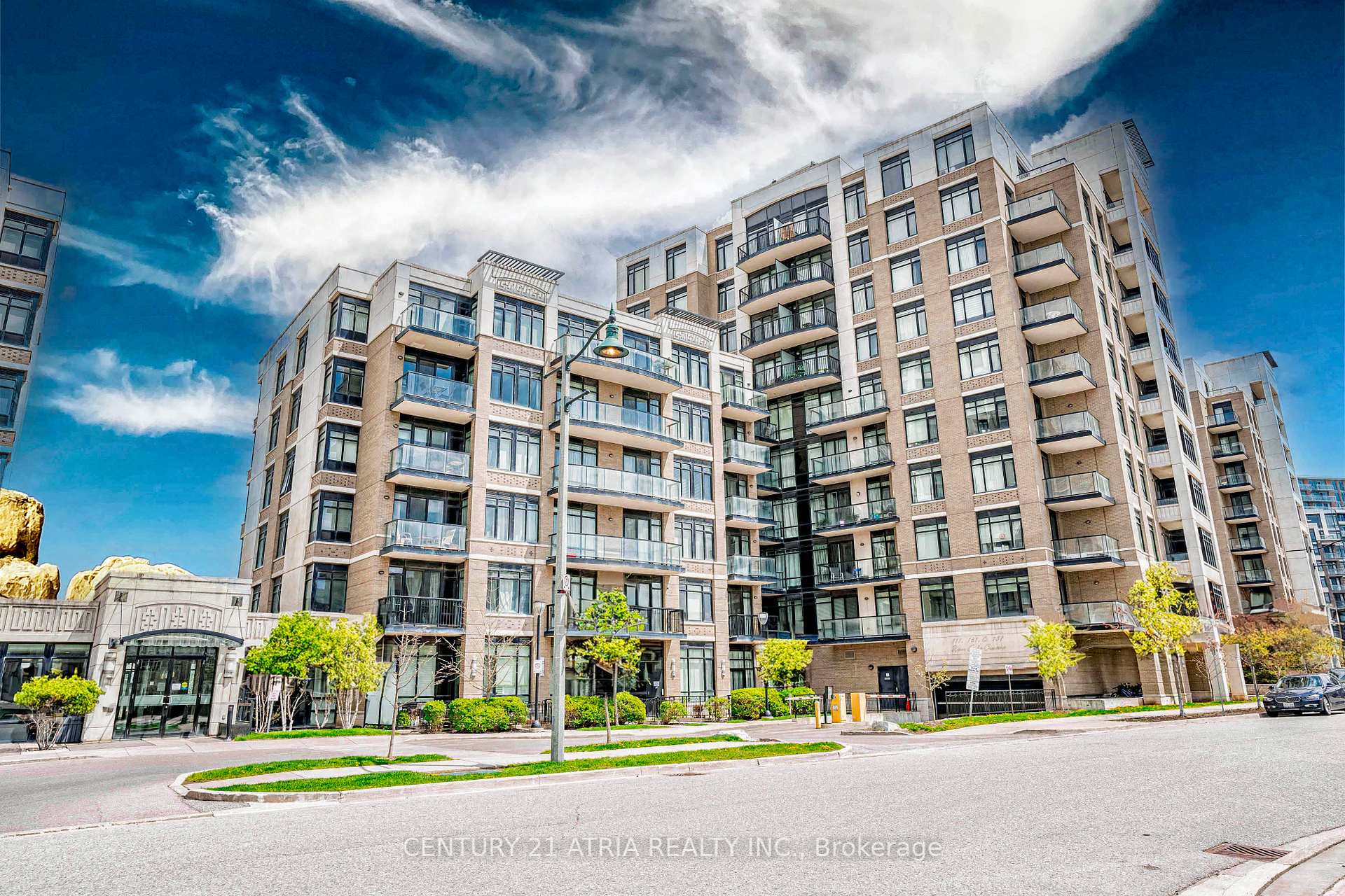 402 - 131 Upper Duke Crescent, Markham, ON L6G 0C9