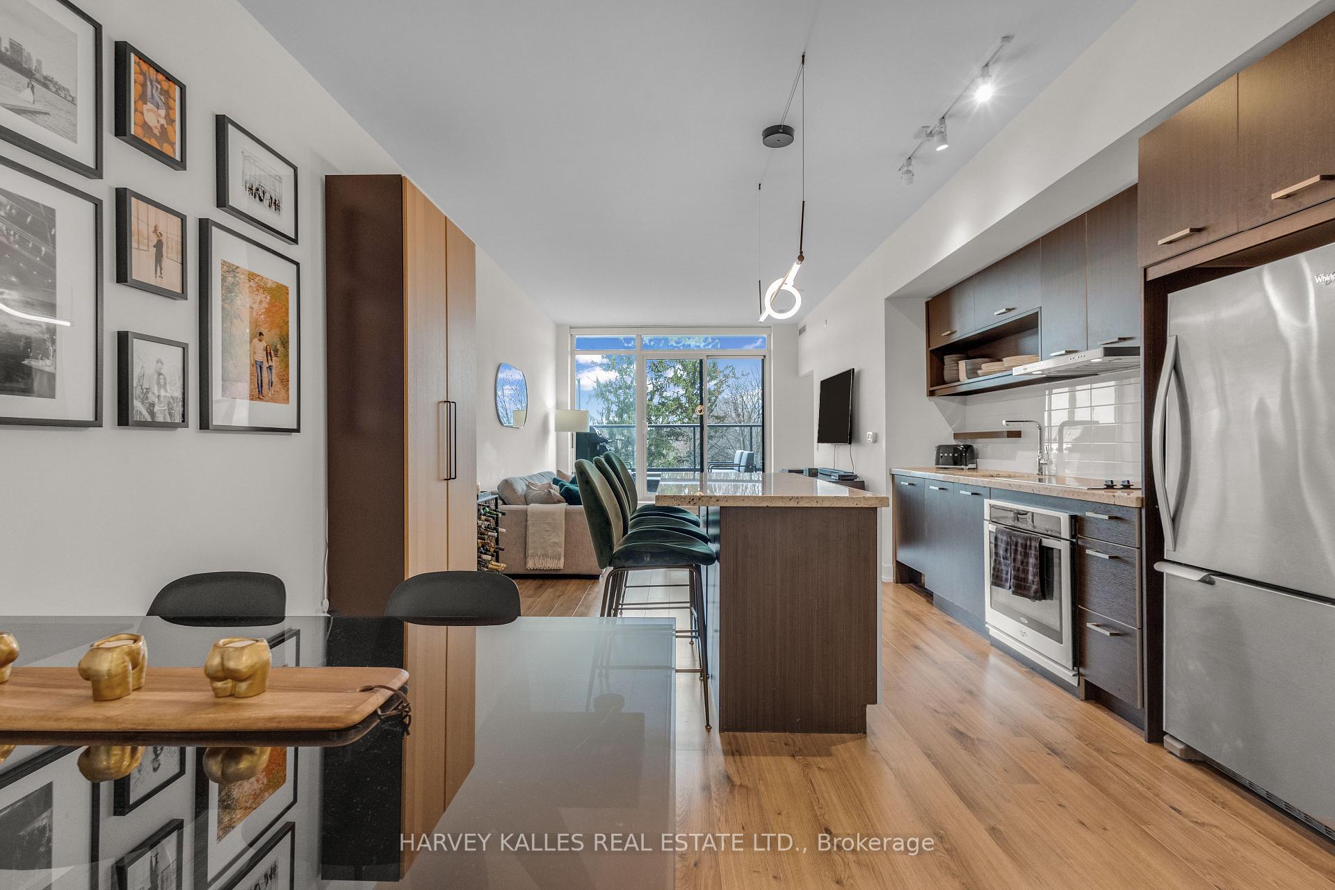 402 - 170 Chiltern Hill Road, Toronto, ON M6C 2C3