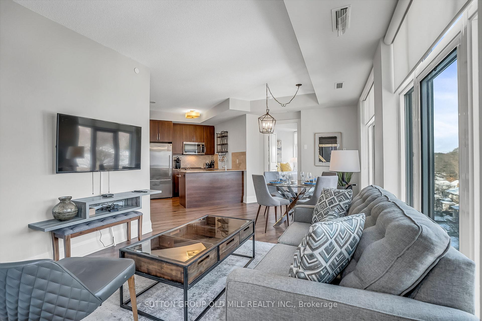 2 Old Mill Drive, Toronto, ON M6S 0A2