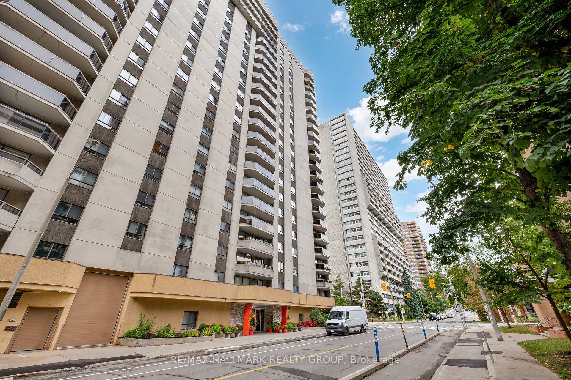 402 - 470 Laurier Avenue W, Ottawa Centre, ON K1R 7W9