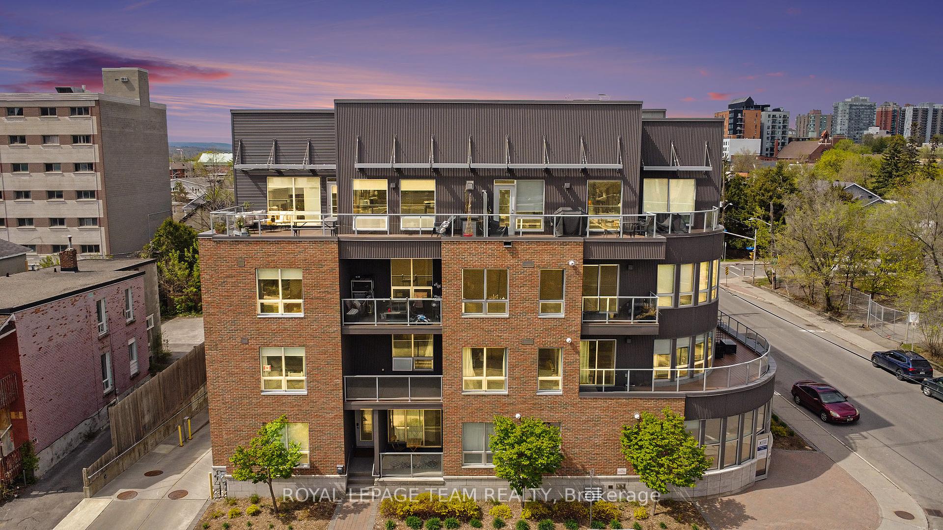 403 - 390 Booth Street, West Centre Town, ON K1R 7K6