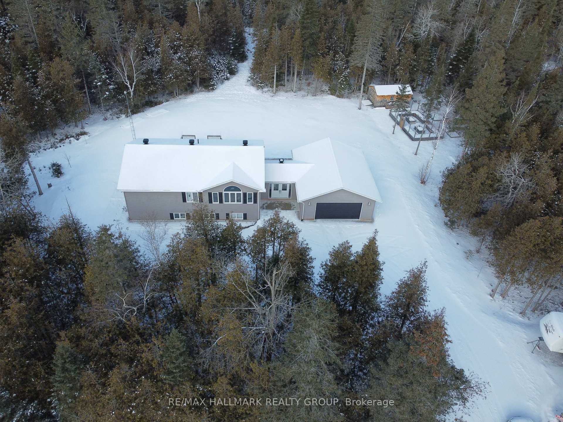 4035 Roger Stevens Drive, Stittsville - Munster - Richmond, ON K7A 4S6