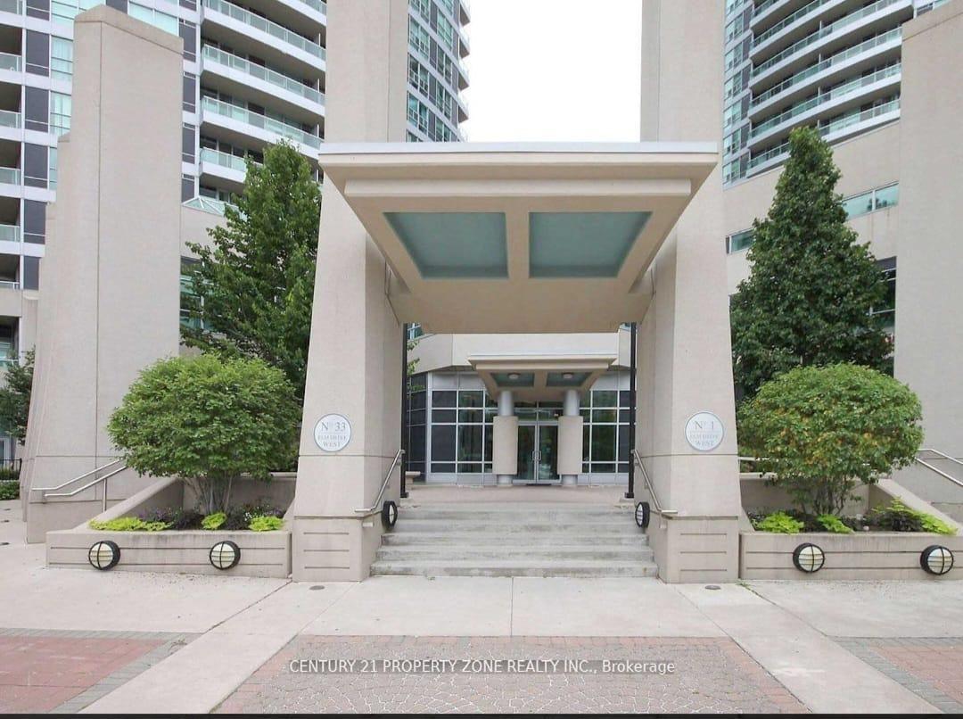 405 - 33 Elm Drive, Mississauga, ON L5B 4M2