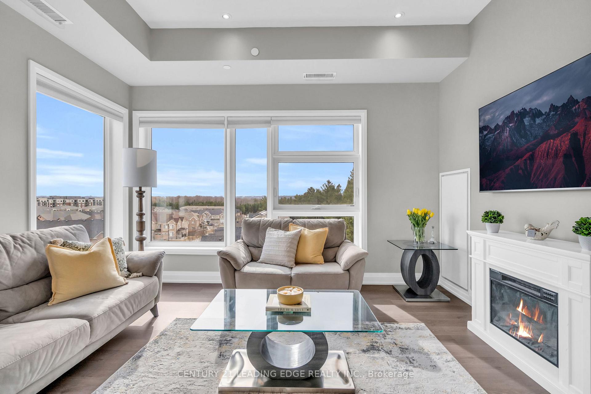 406 - 555 William Graham Drive, Aurora, ON L4G 3H9