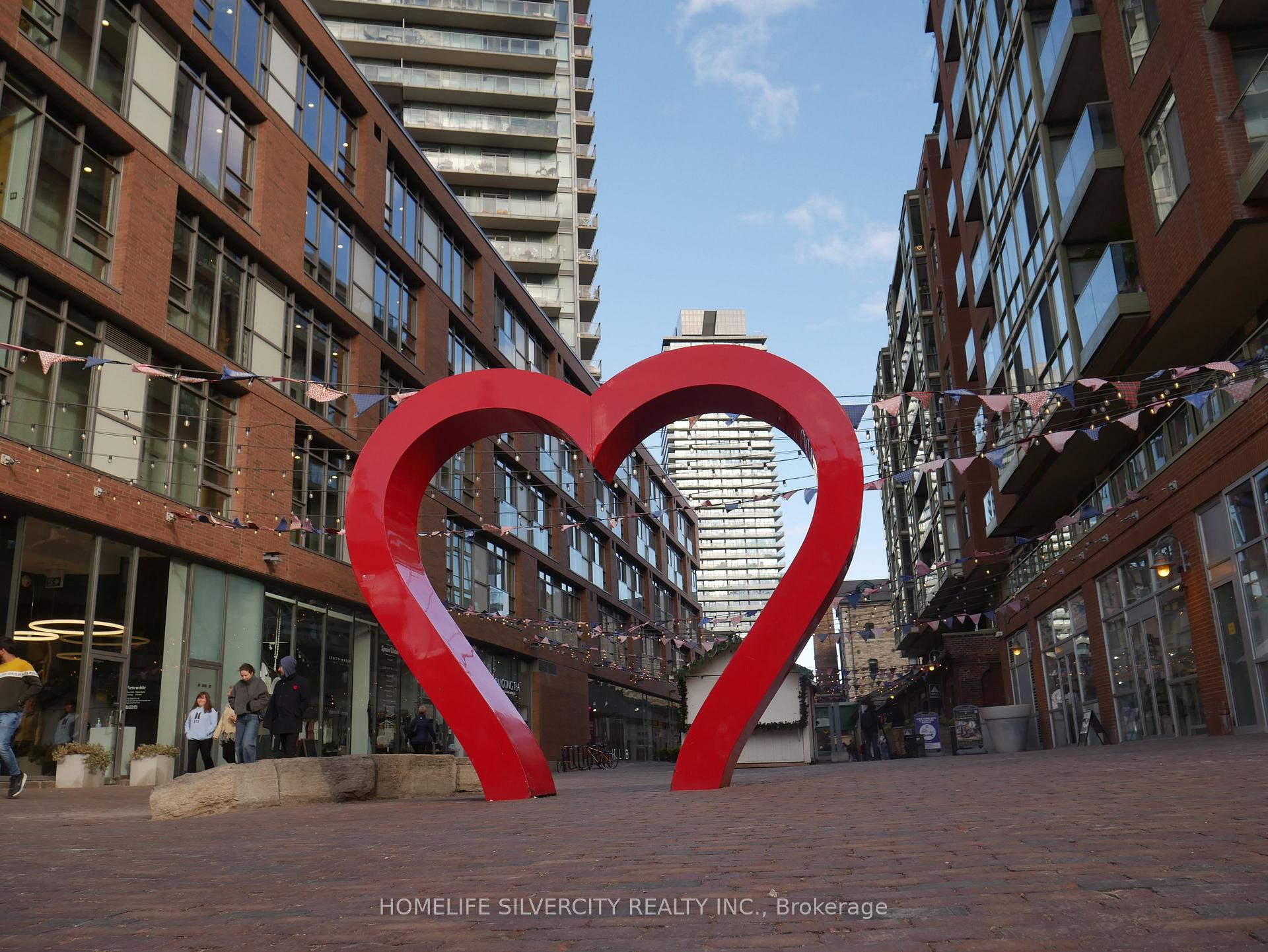 407 - 33 Mill Street N, Toronto, ON M5A 3R3