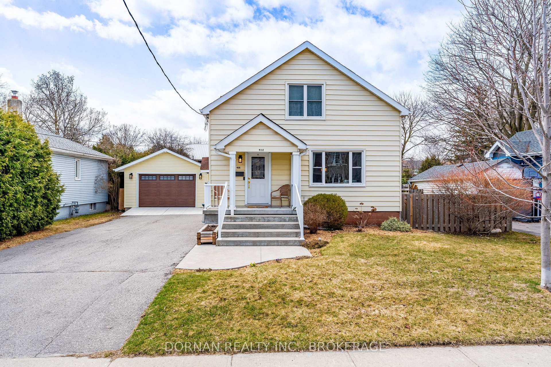 408 Perry Street, Whitby, ON L1N 4C3