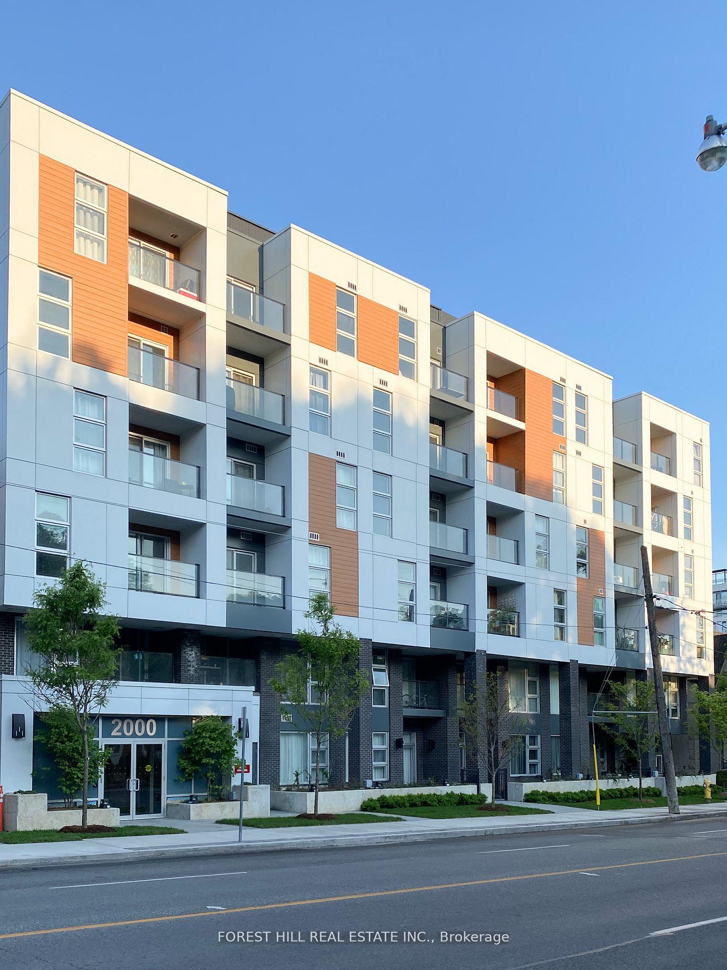 409 - 2000 Bathurst Street, Toronto, ON M5P 0A7