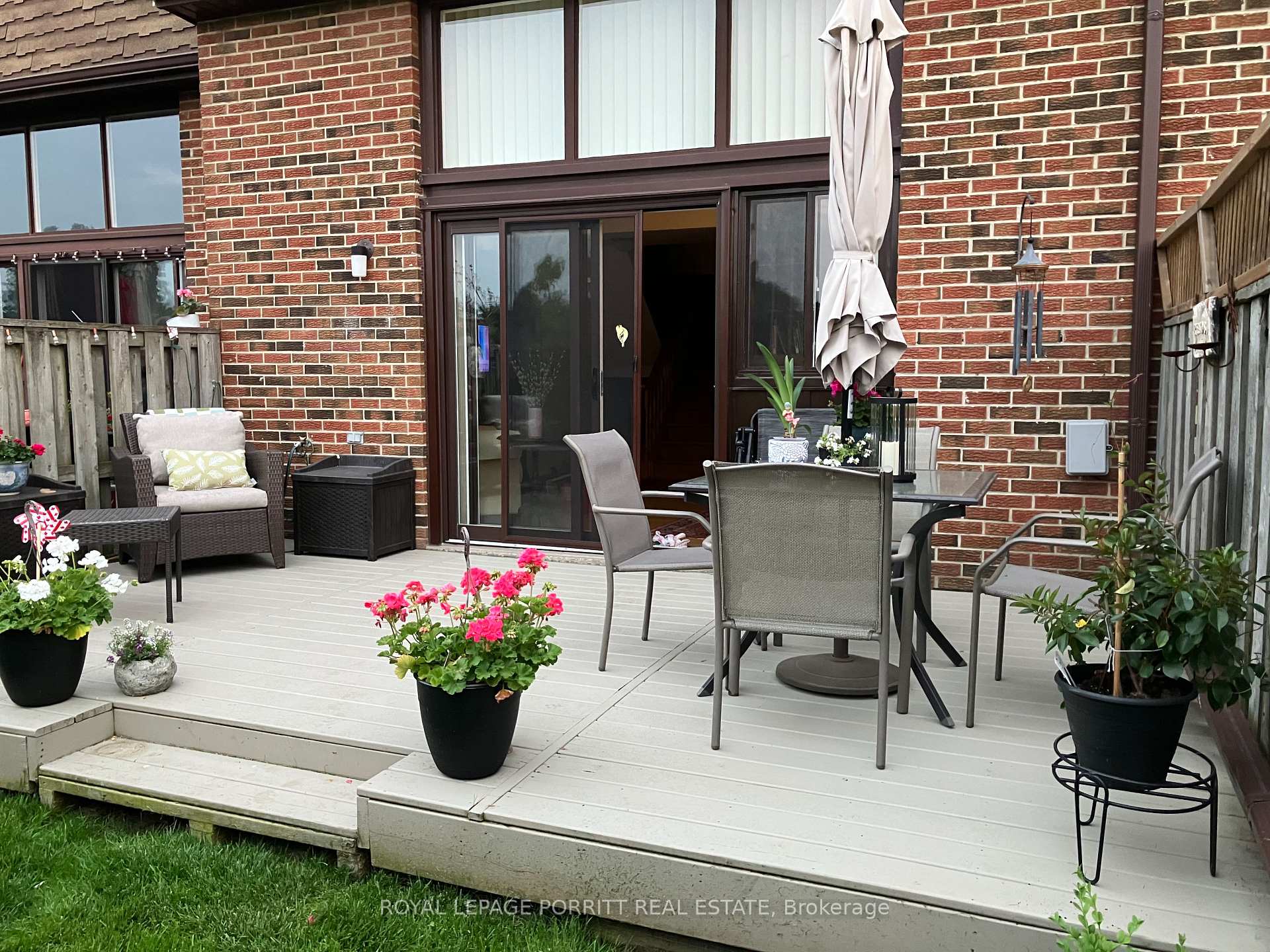 41 - 3395 Cliff Road N, Mississauga, ON L5A 3M7