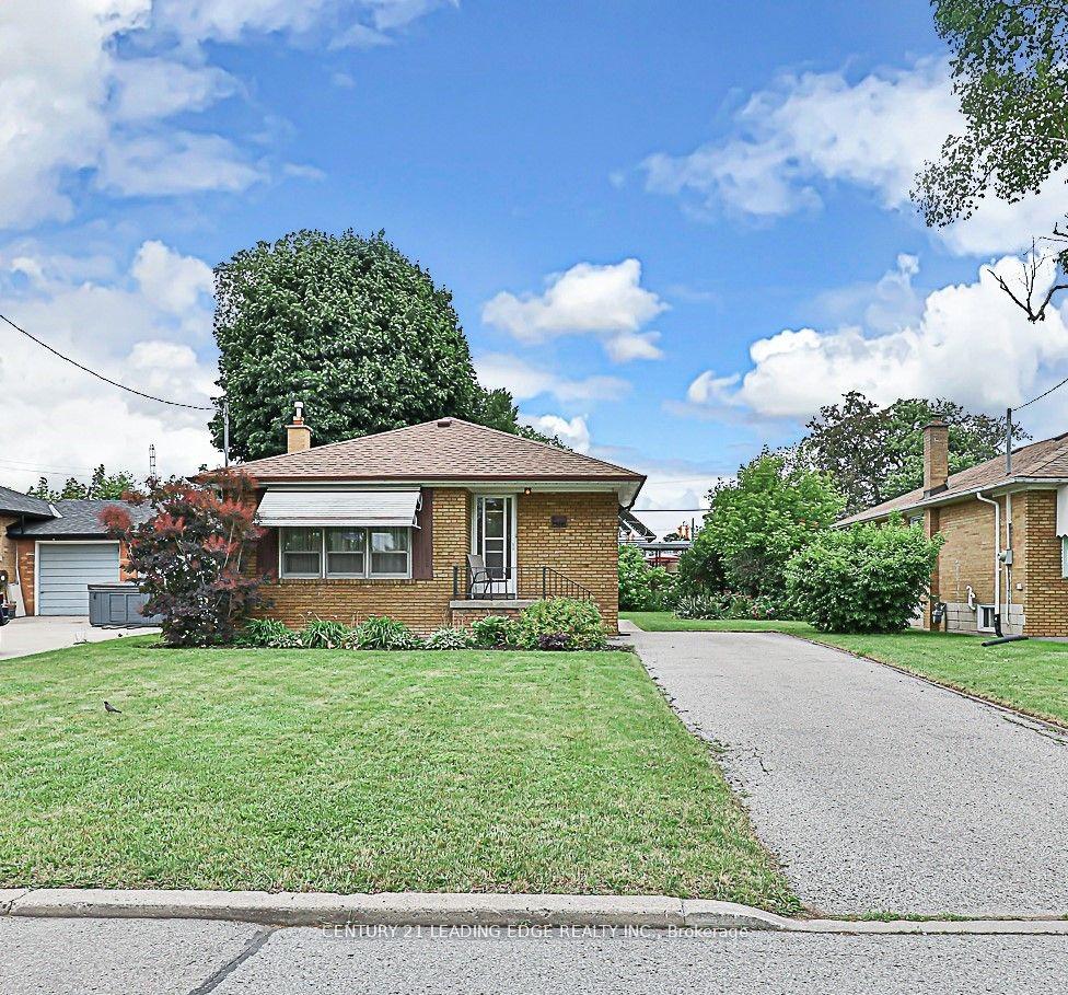 41 Brenda Crescent, Toronto, ON M1K 3C5