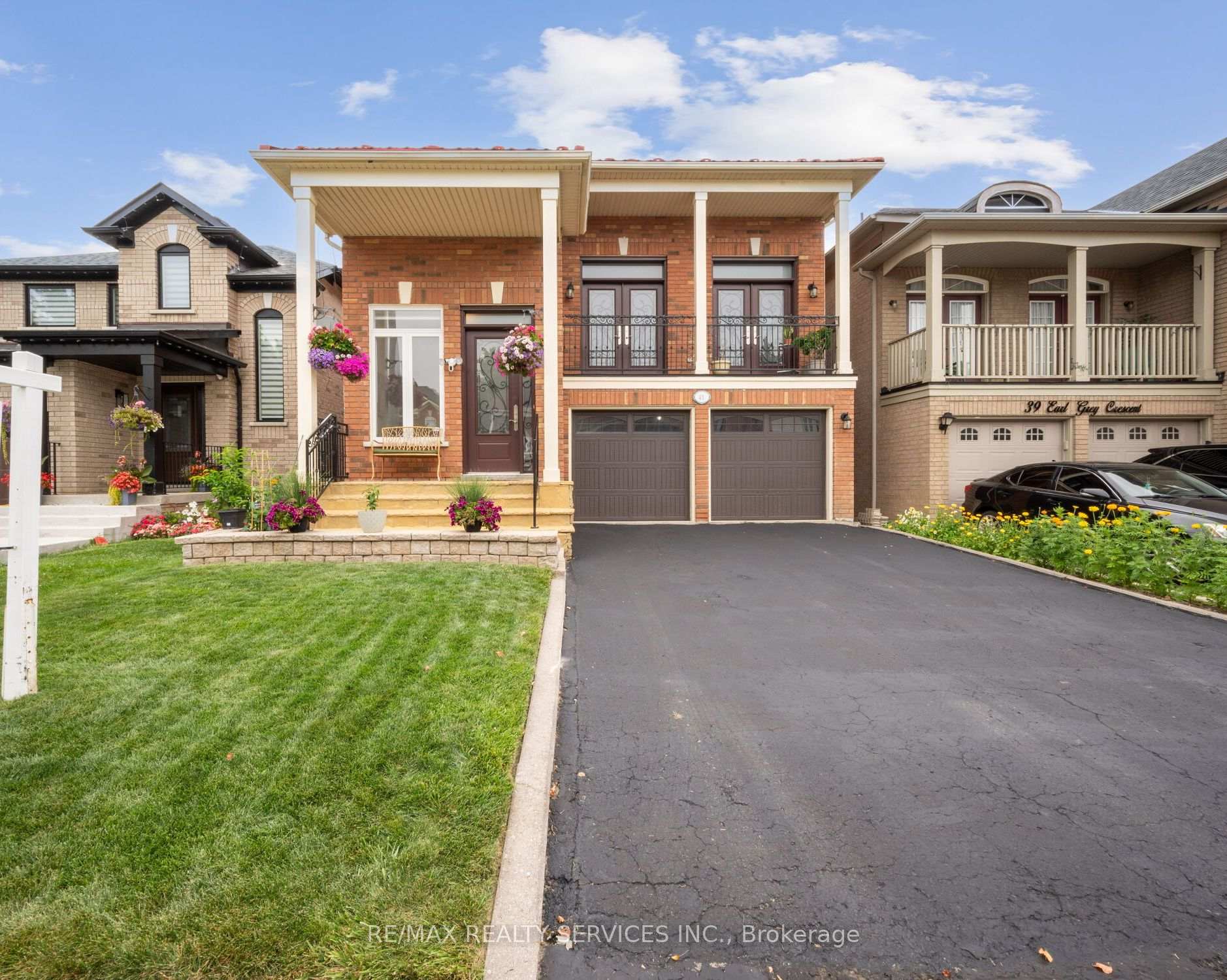 41 Earl Grey Crescent, Brampton, ON L7A 2L2