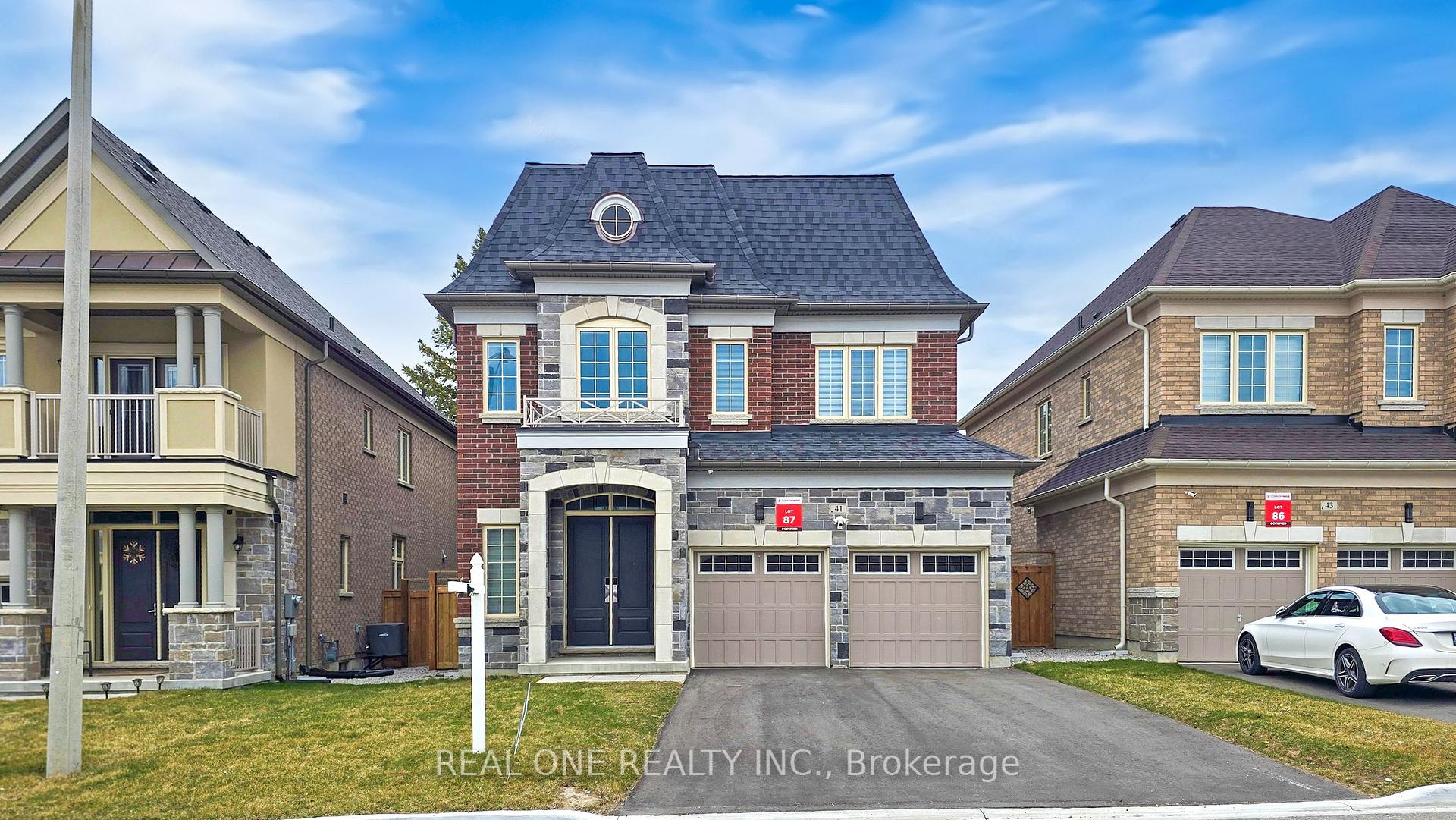 41 Menotti Drive, Richmond Hill, ON L4E 0G9