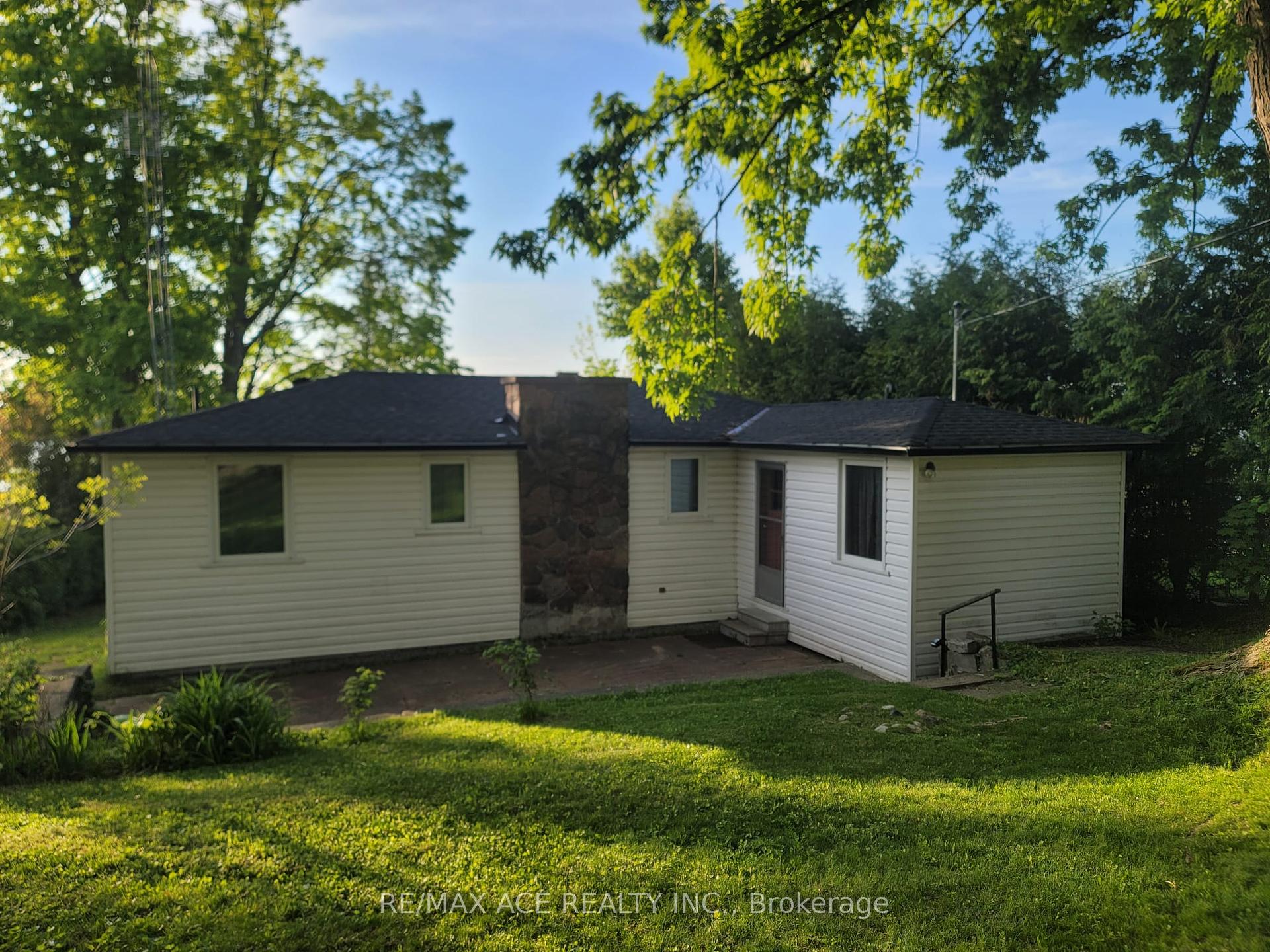 41 North Taylor Road, Kawartha Lakes, ON K0M 2B0