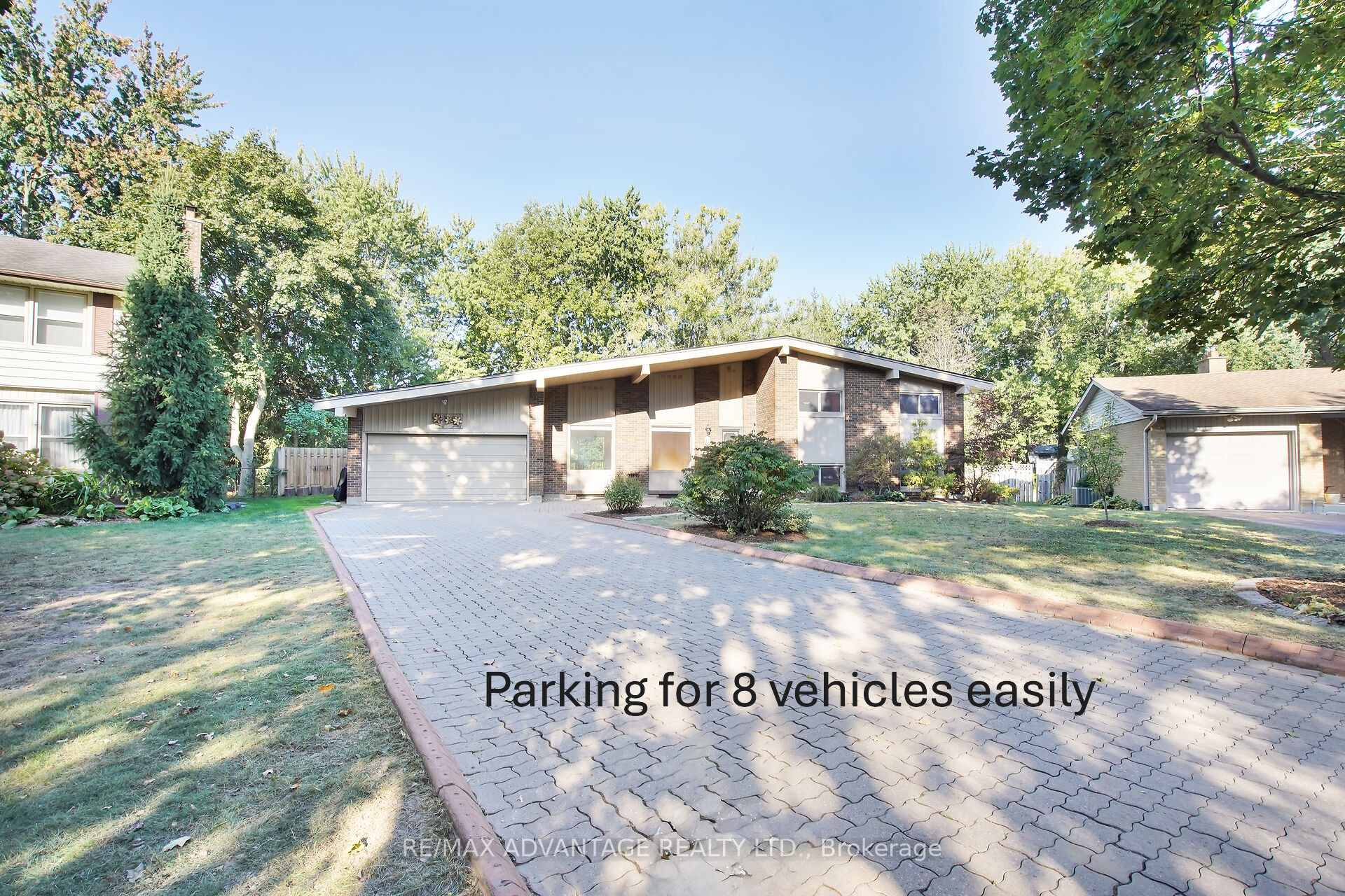 41 Queen Anne Circle, London North, ON N6H 4B6