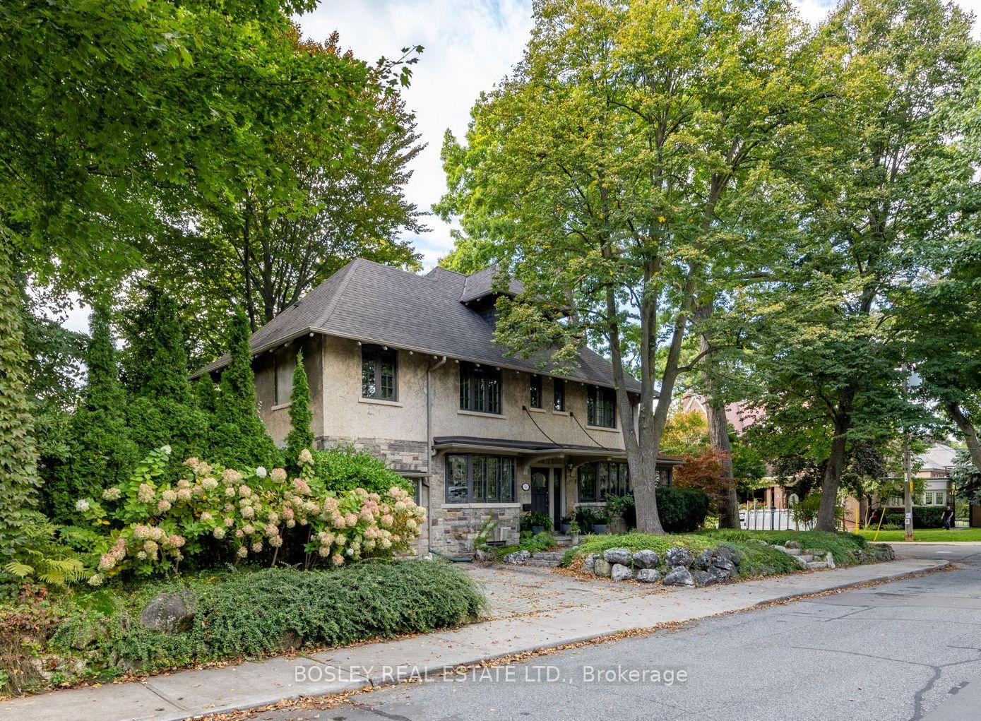 41 Rosedale Heights Drive, Toronto, ON M4T 1C2