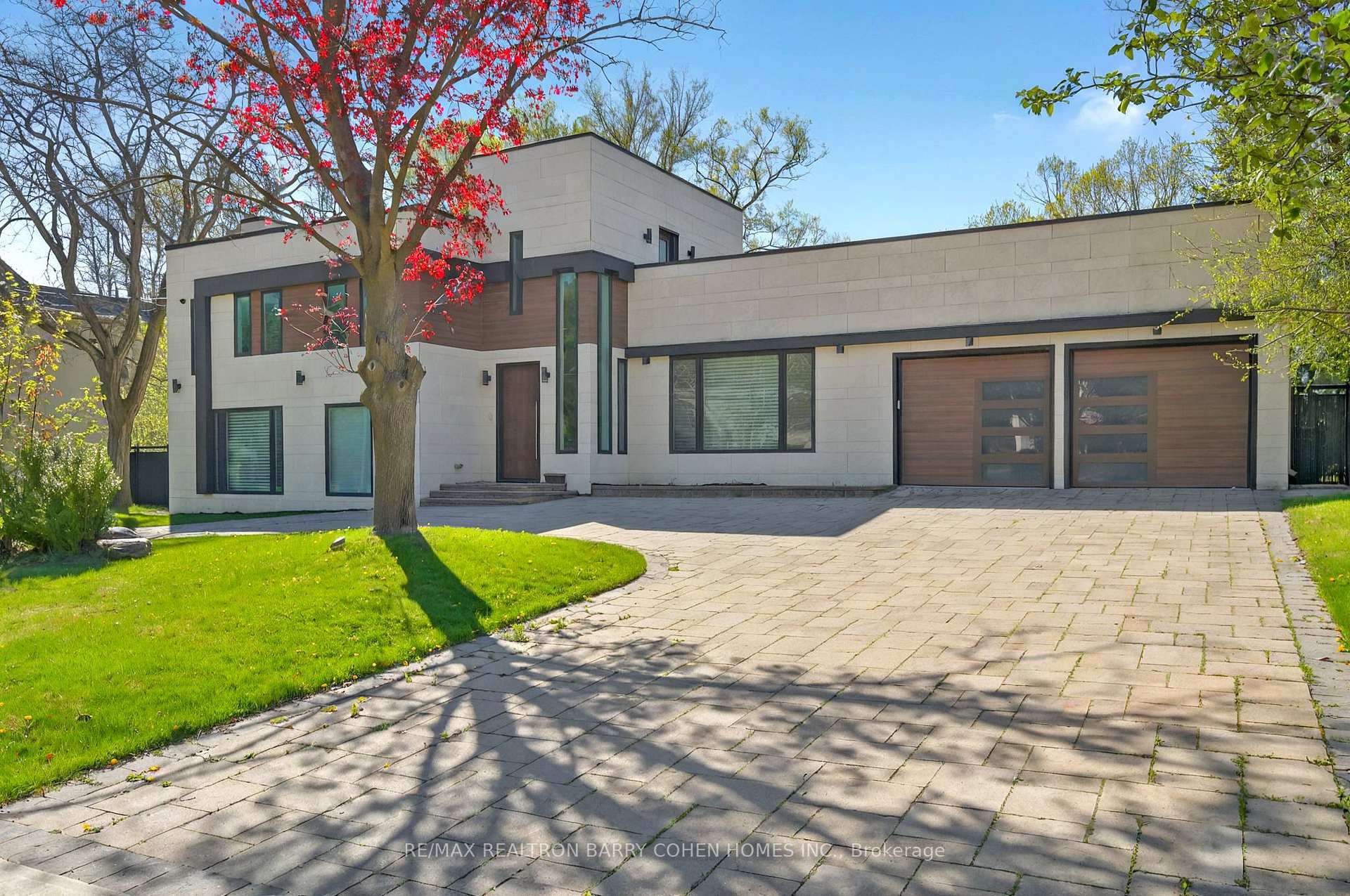 41 Suncrest Drive, Toronto, ON M3C 2L1