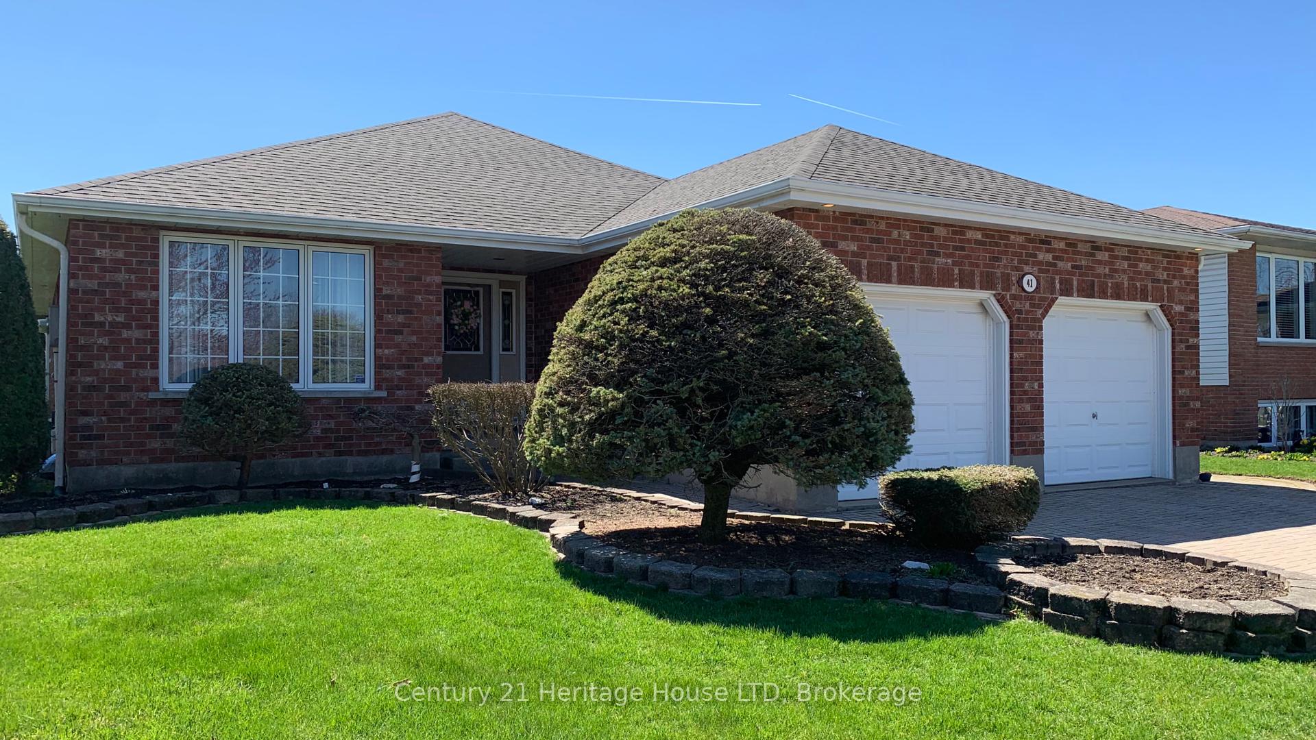41 Wellandvale Drive, Welland, ON L3C 7C4