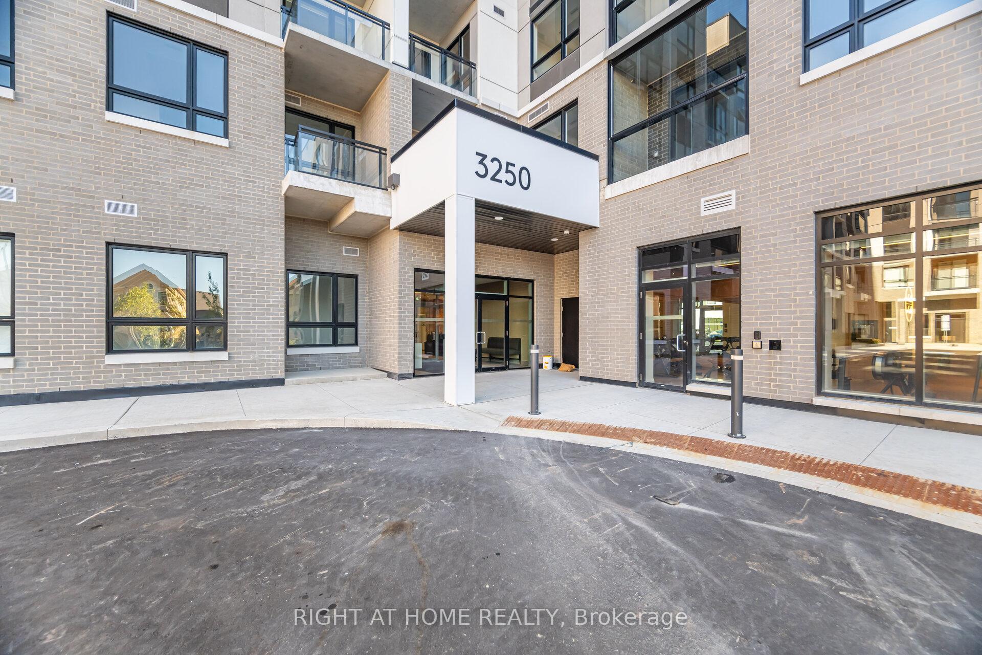 410 - 3250 Carding Mill Trail, Oakville, ON L6M 5T3