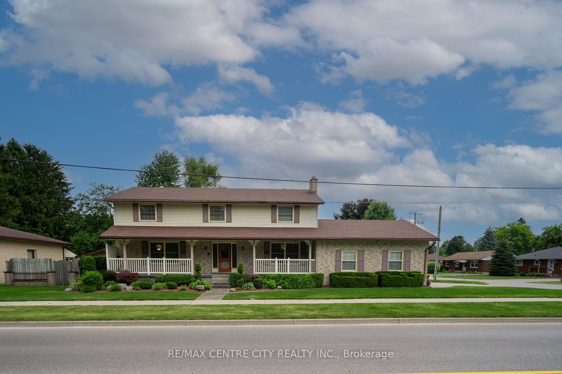410 Beattie Street, Strathroy-Caradoc, ON N7G 2X6