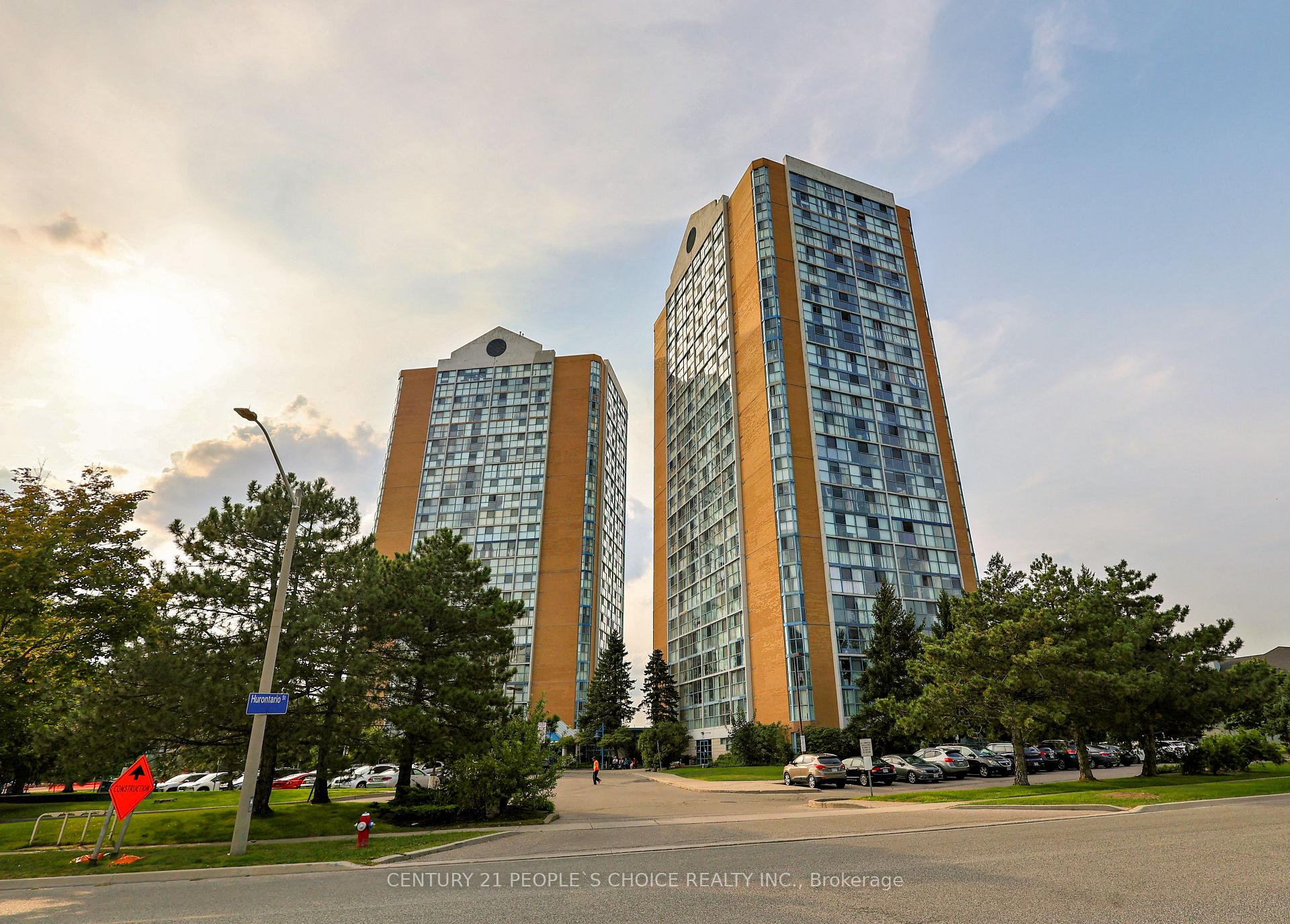 411 - 35 Trailwood Drive, Mississauga, ON L4Z 3K9