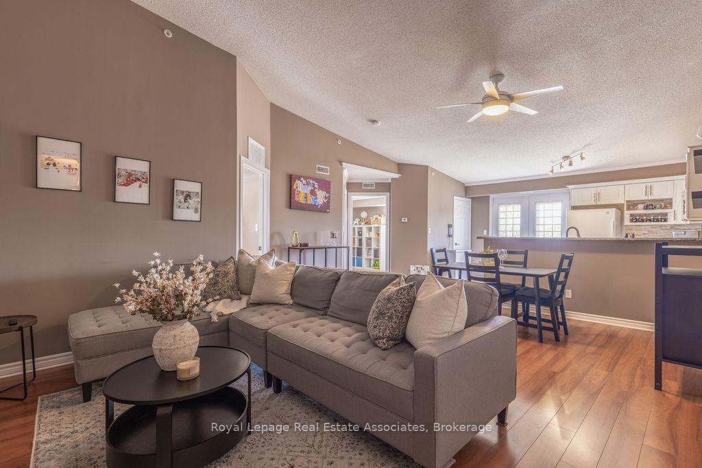 411 - 4003 Kilmer Drive, Burlington, ON L7M 4M1