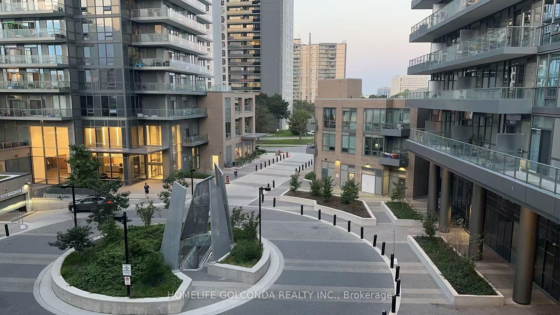 411 - 52 Forest Manor Road, Toronto, ON M2J 0E2