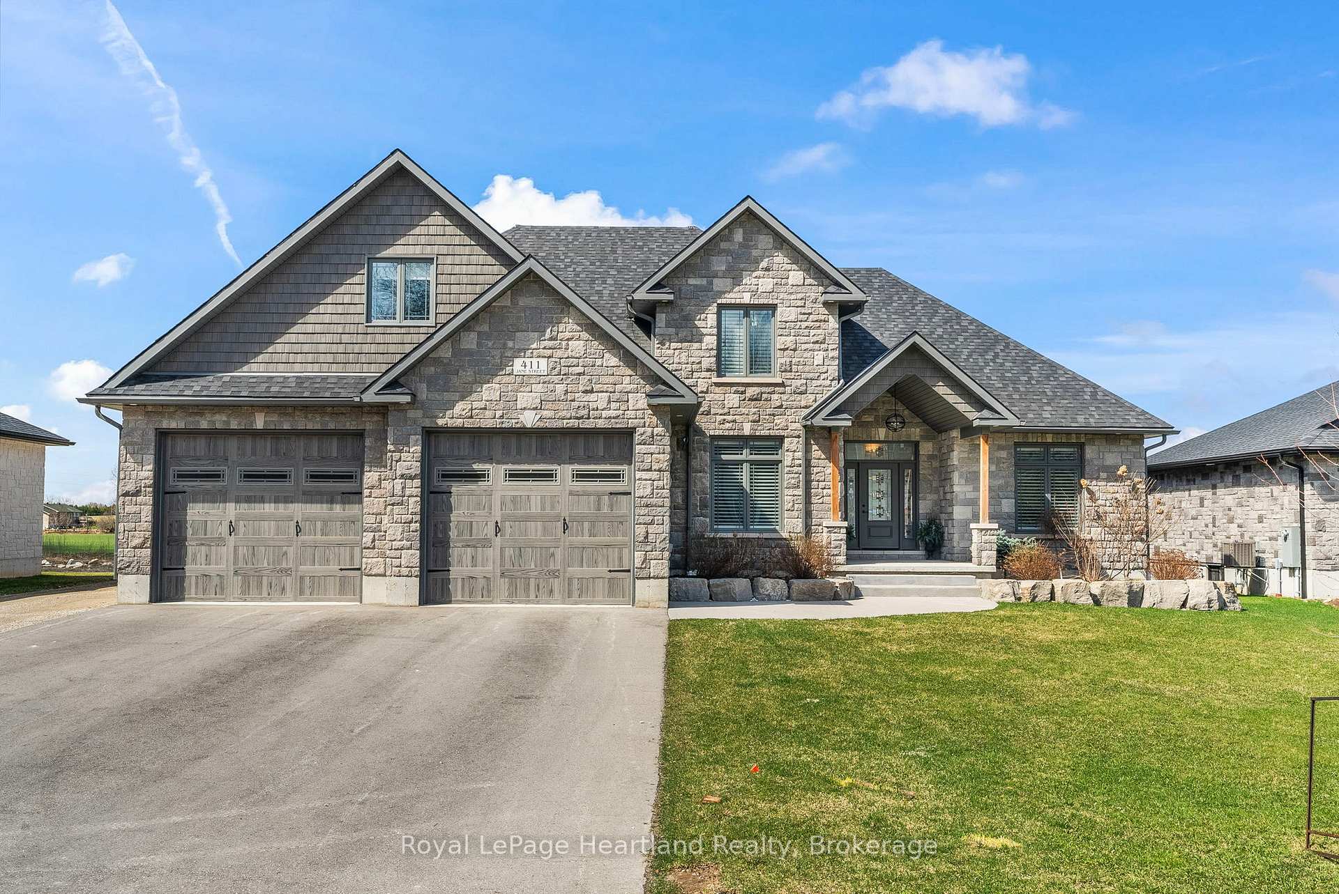 411 JANE Street, Minto, ON N0G 2P0