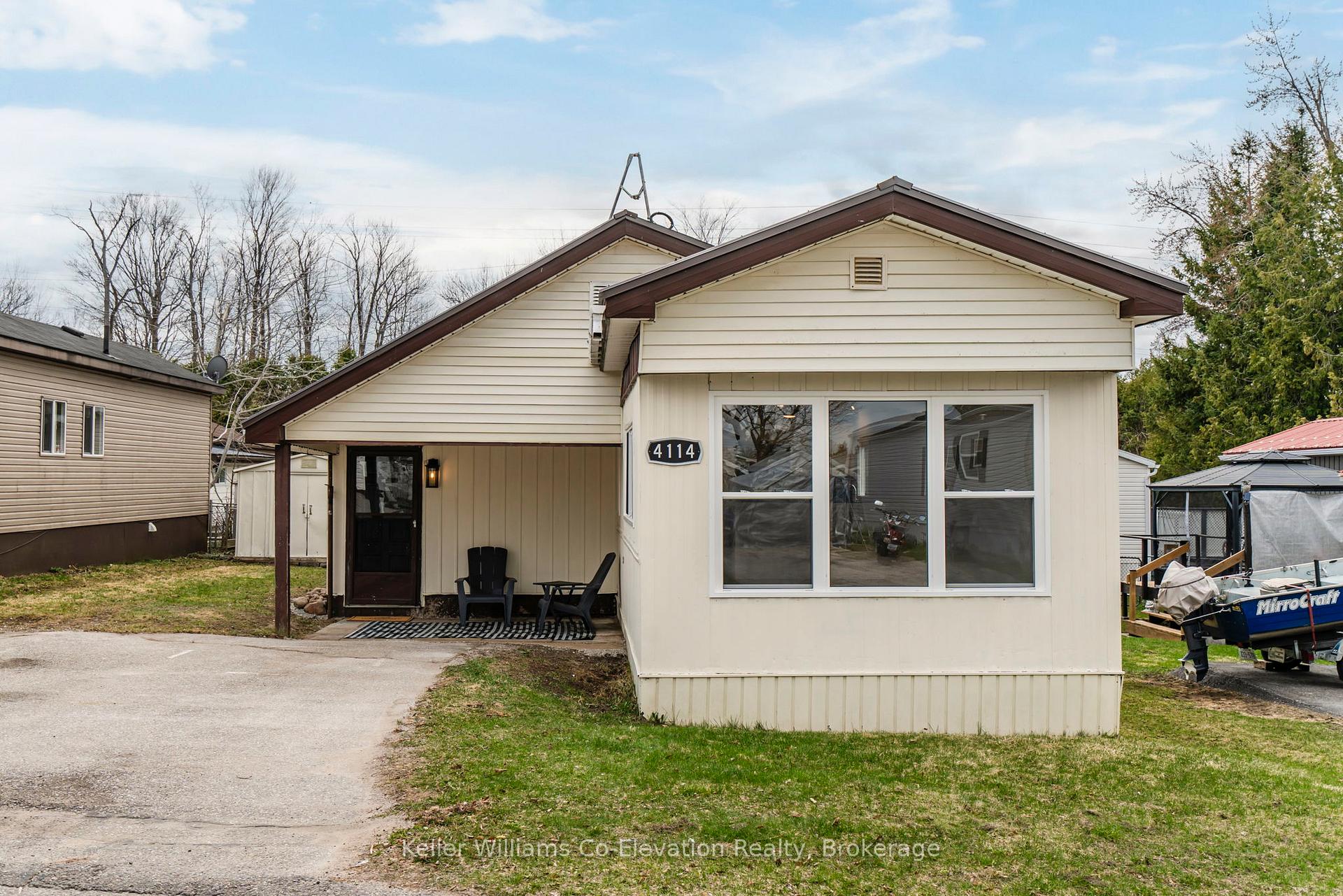 4114 Evergreen Terrace, Severn, ON L3V 0V1