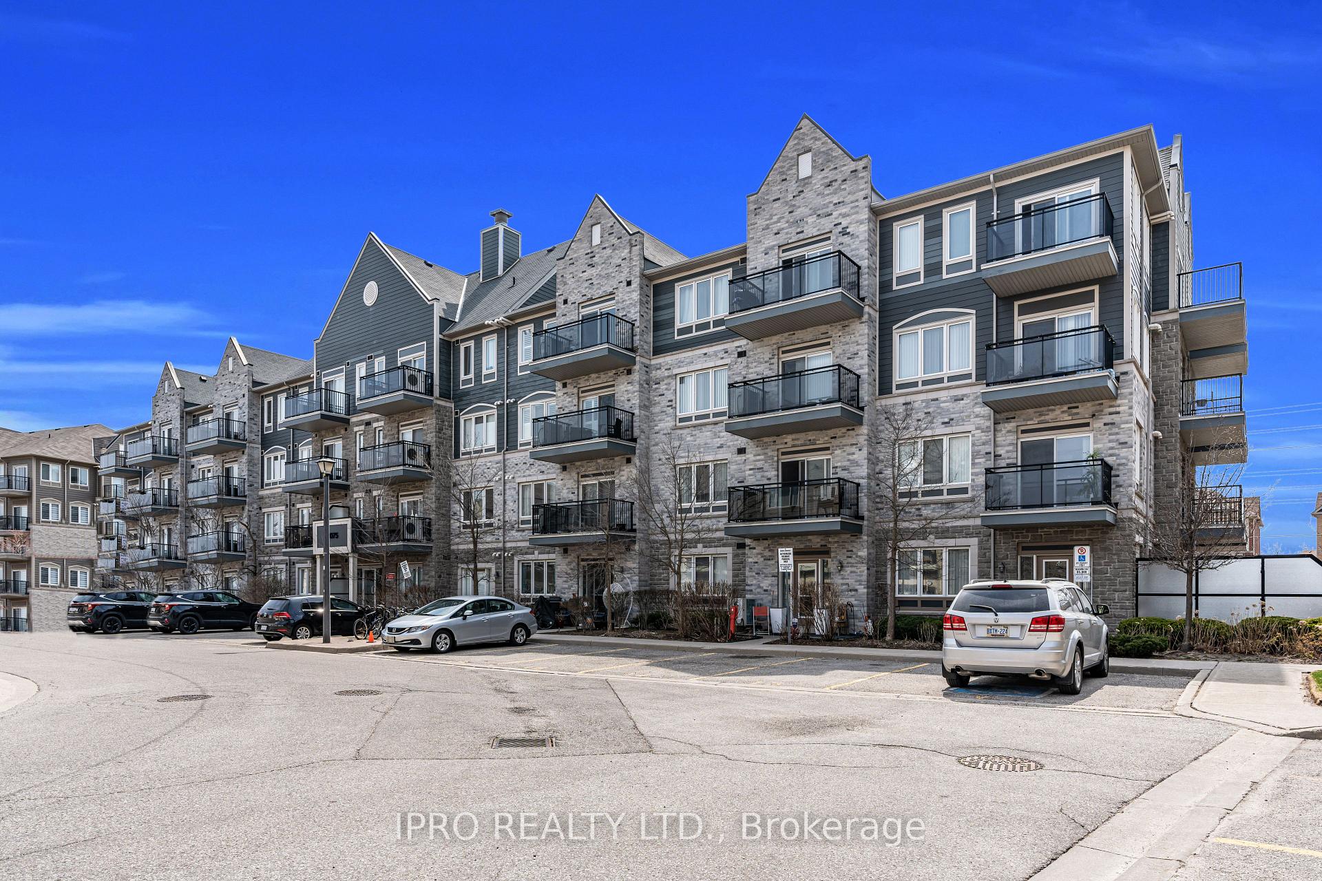 412 - 3075 Thomas Street, Mississauga, ON L5M 0M4