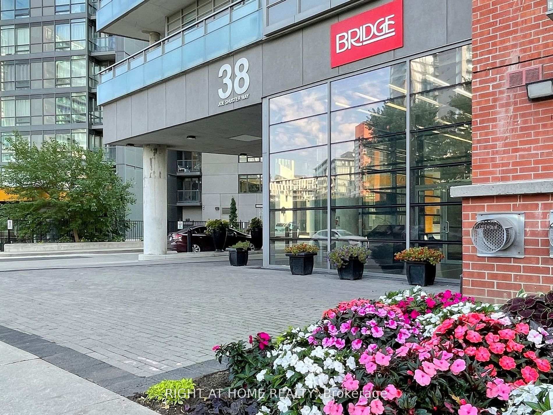412 - 38 Joe Shuster Way, Toronto, ON M6K 0A5