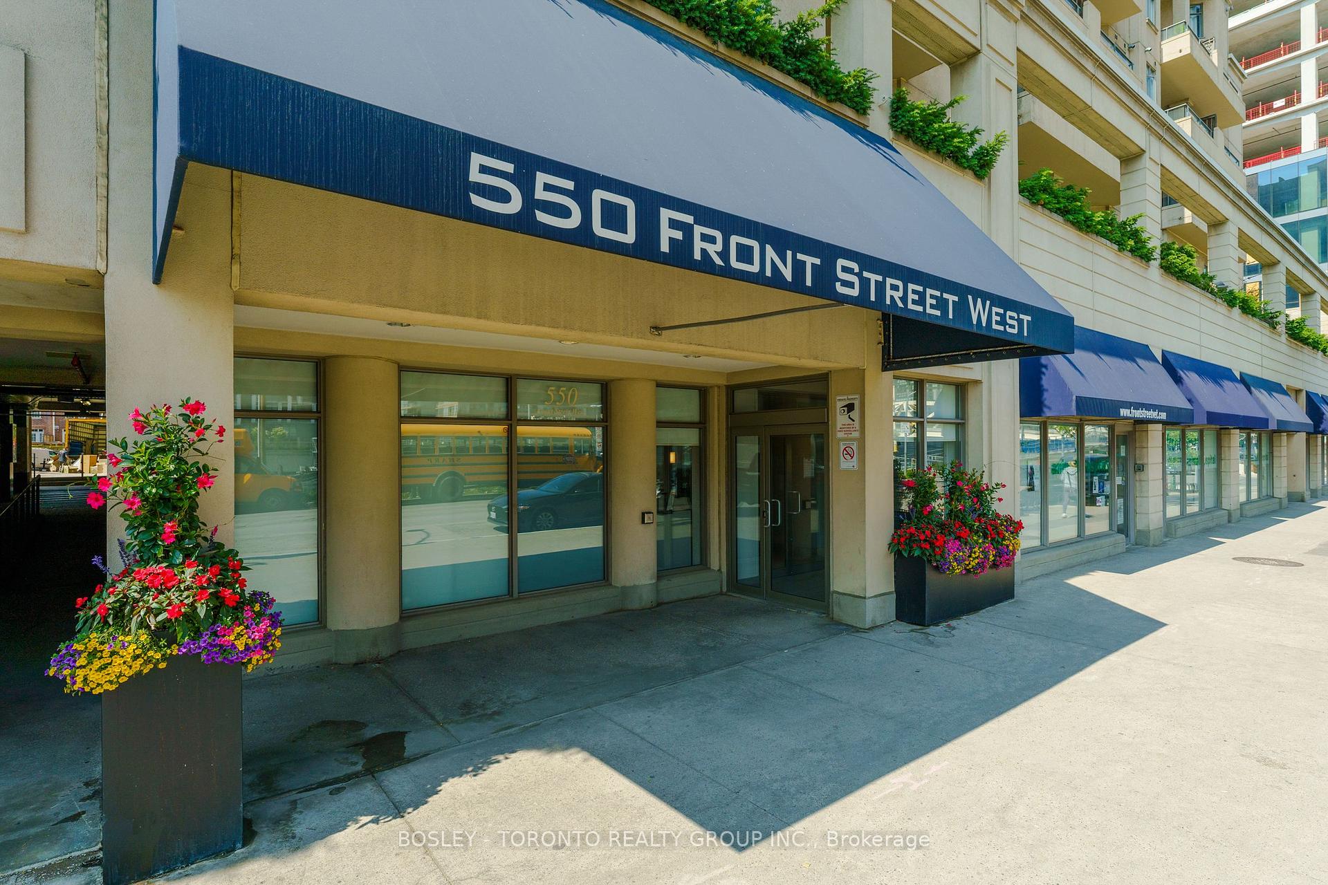 412 - 550 Front Street W, Toronto, ON M5V 3N5