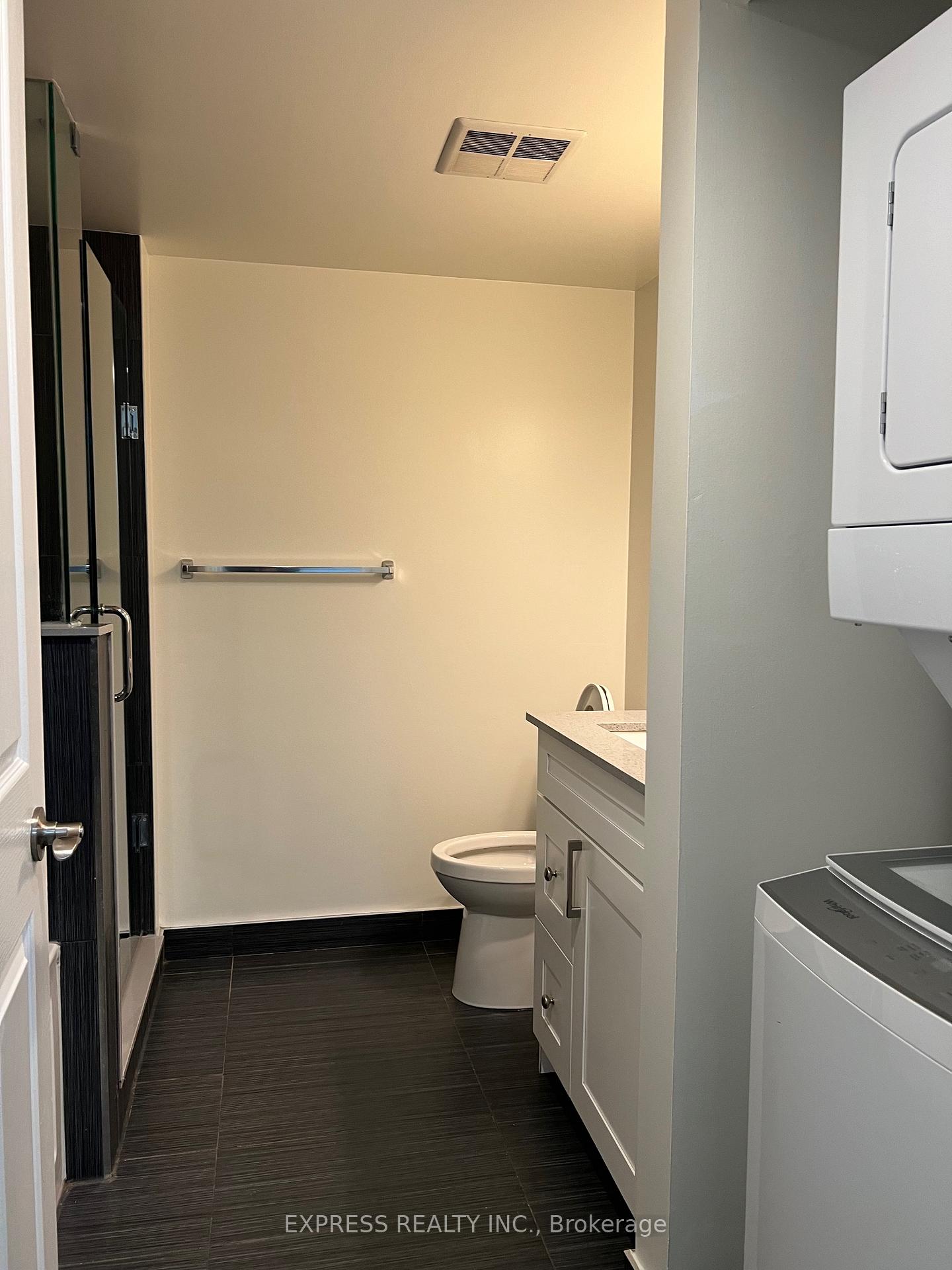 412 - 942 Yonge Street, Toronto, ON M4W 3S8