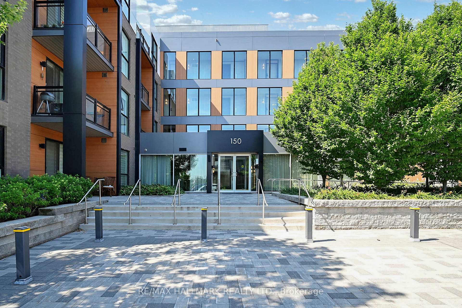 416 - 150 Rabina Drive, Oakville, ON L6H 7C3