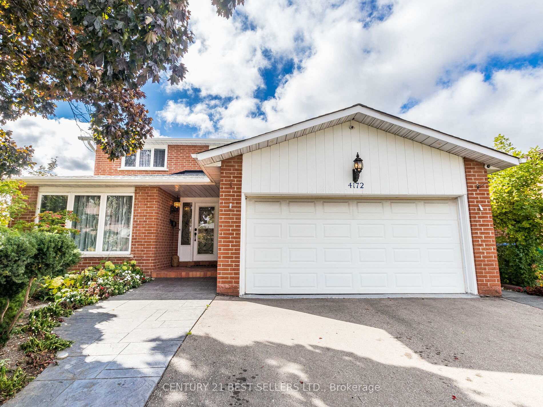 4172 Rayfield Court, Mississauga, ON L4Z 1E7