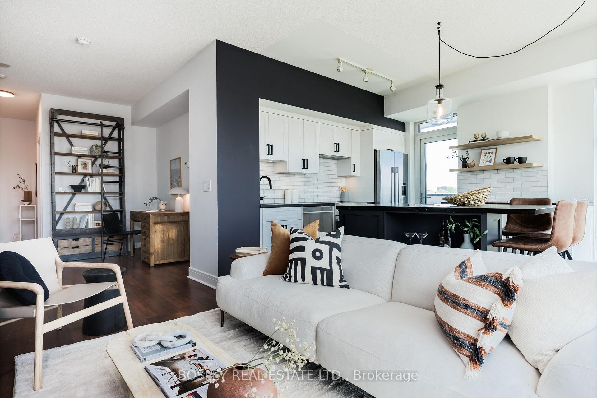 418 - 35 Brian Peck Crescent, Toronto, ON M4G 0A5