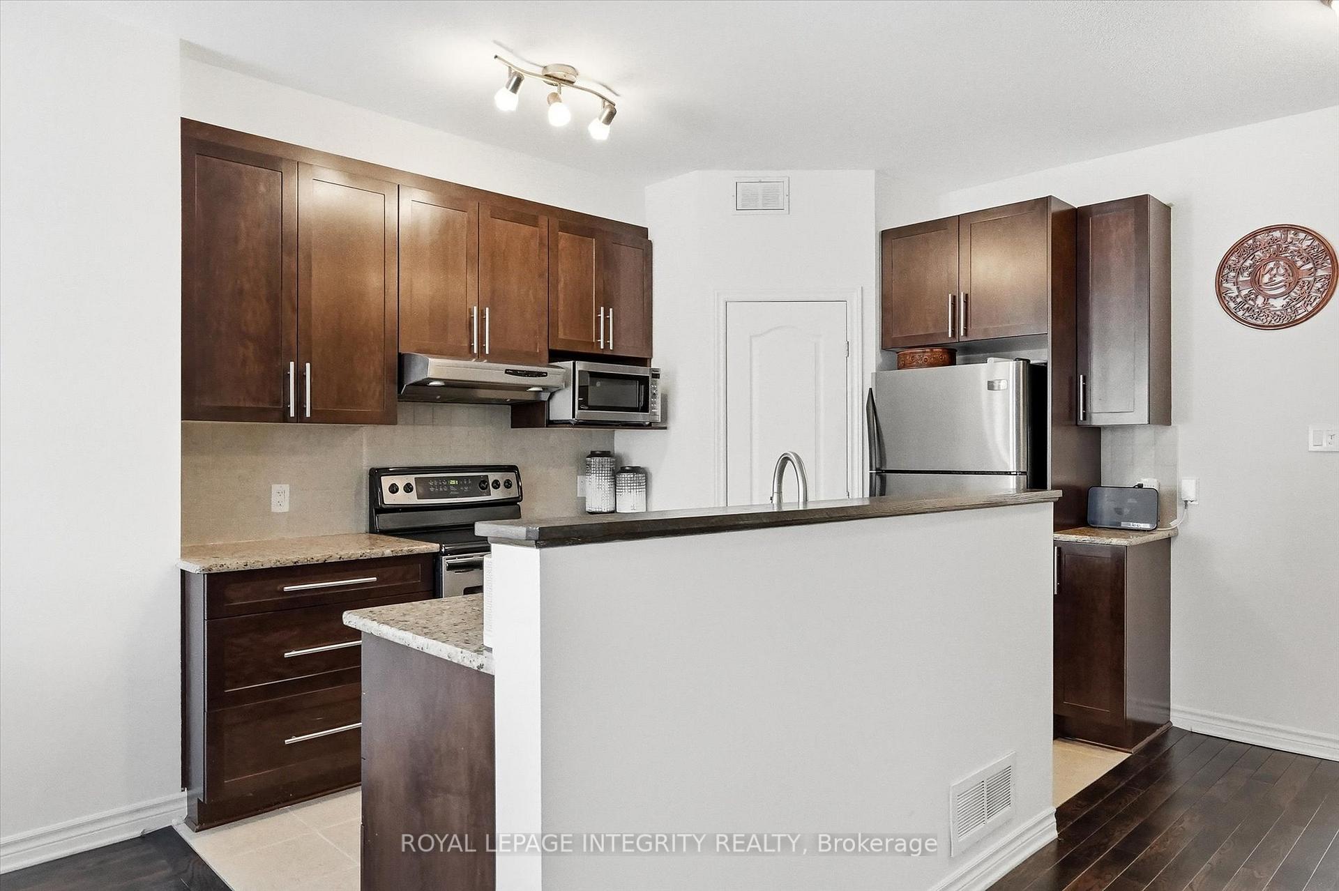 418 Rochefort Circle, Orleans - Cumberland and Area, ON K4A 0M8