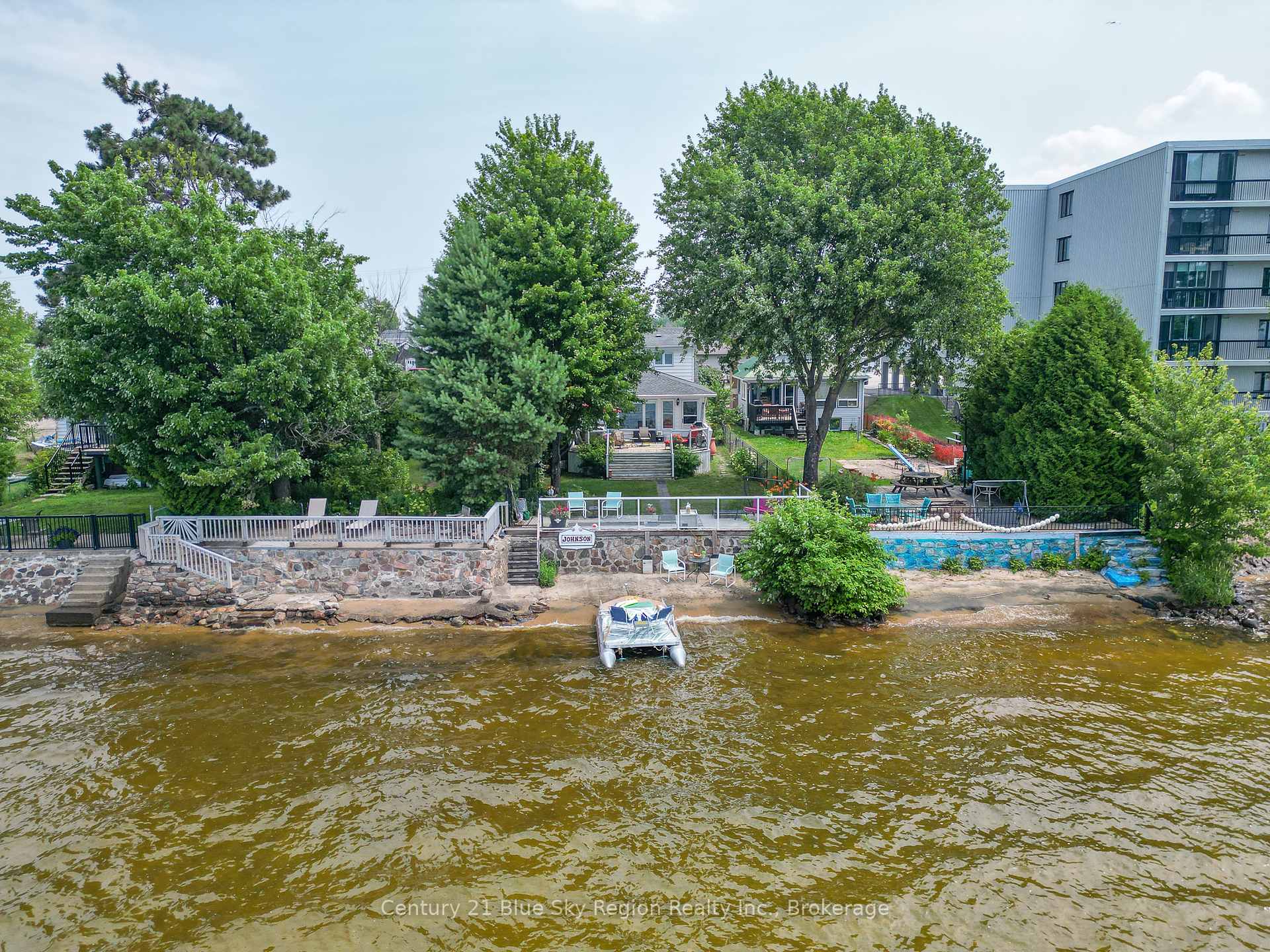 North Bay Real Estate MLS® Listings & Houses For Sale