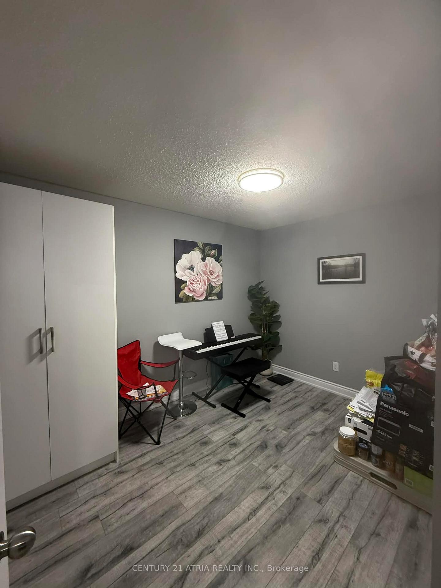 42 Ardglen Drive, Brampton, ON L6W 1V3