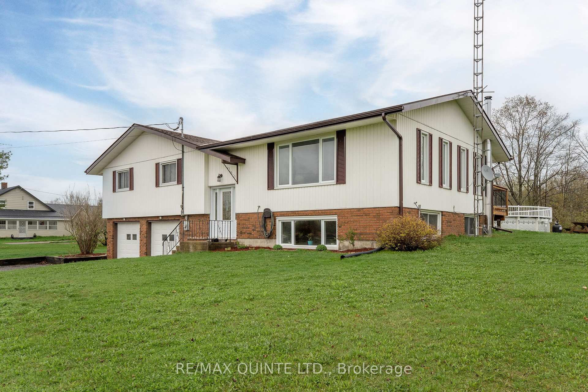 42 Camp Road, Tweed, ON K0K 3J0