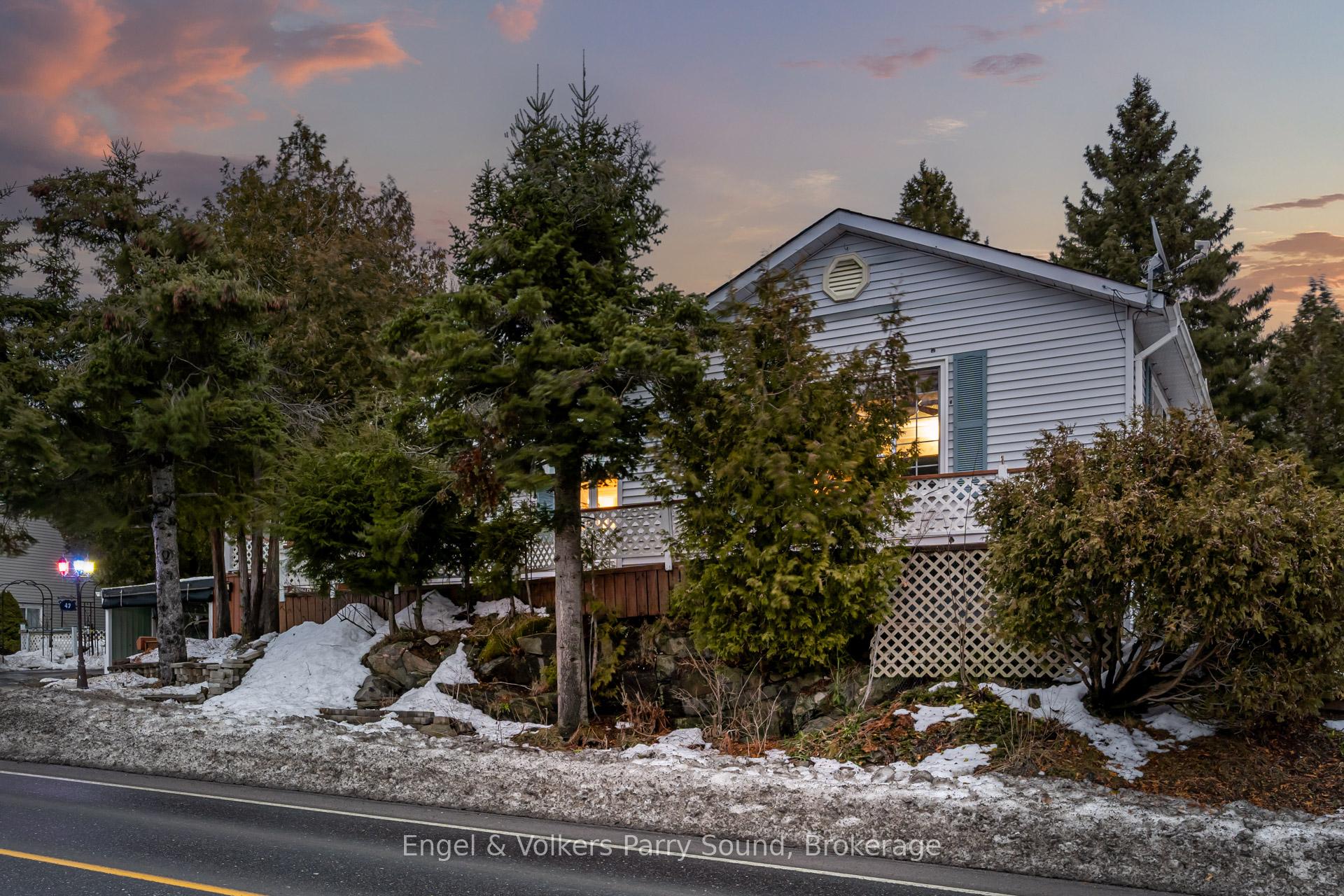 42 Emily Street, Parry Sound, ON P2A 2P5