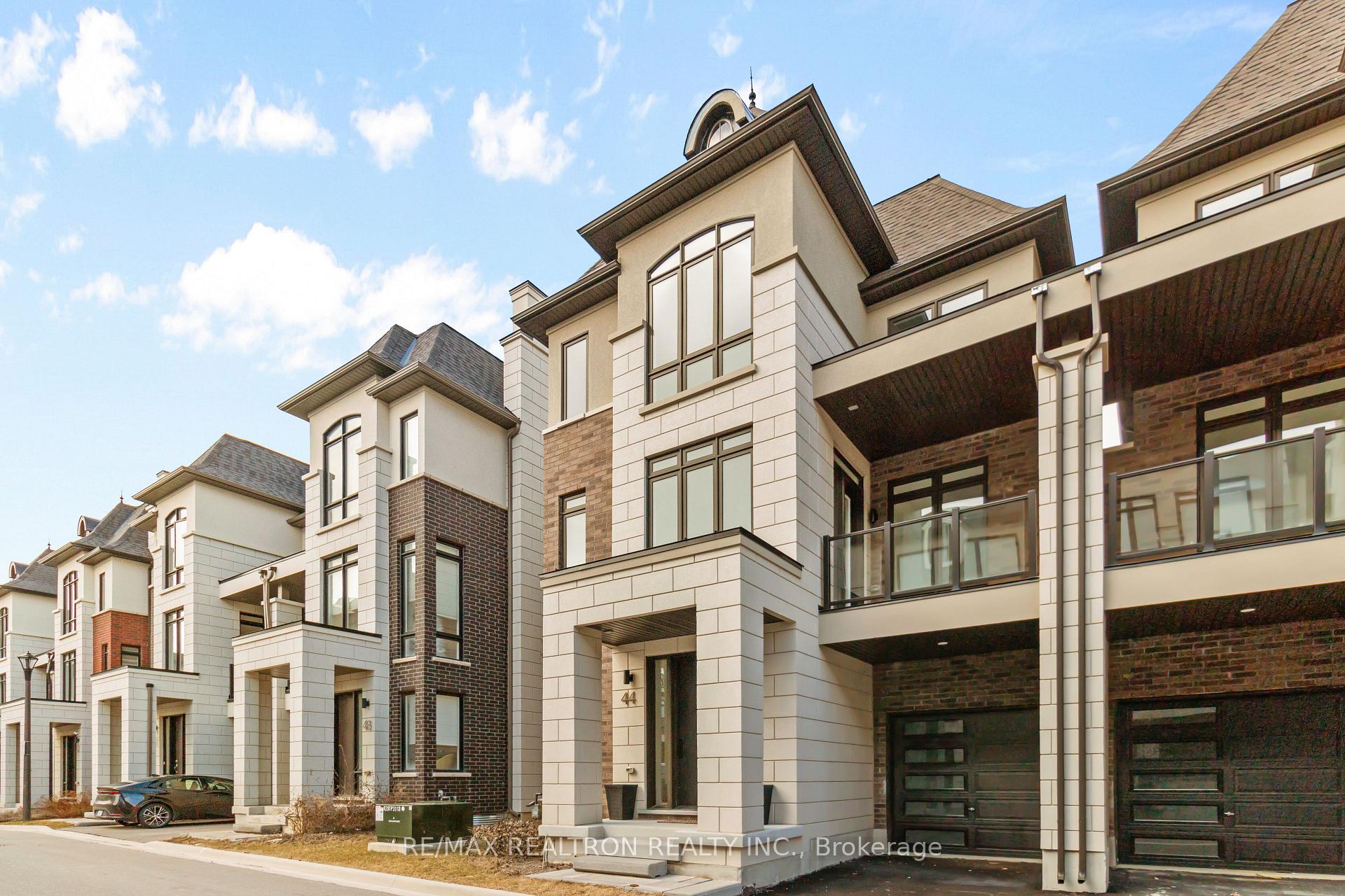 42 Globemaster Lane, Richmond Hill, ON L4E 1H4