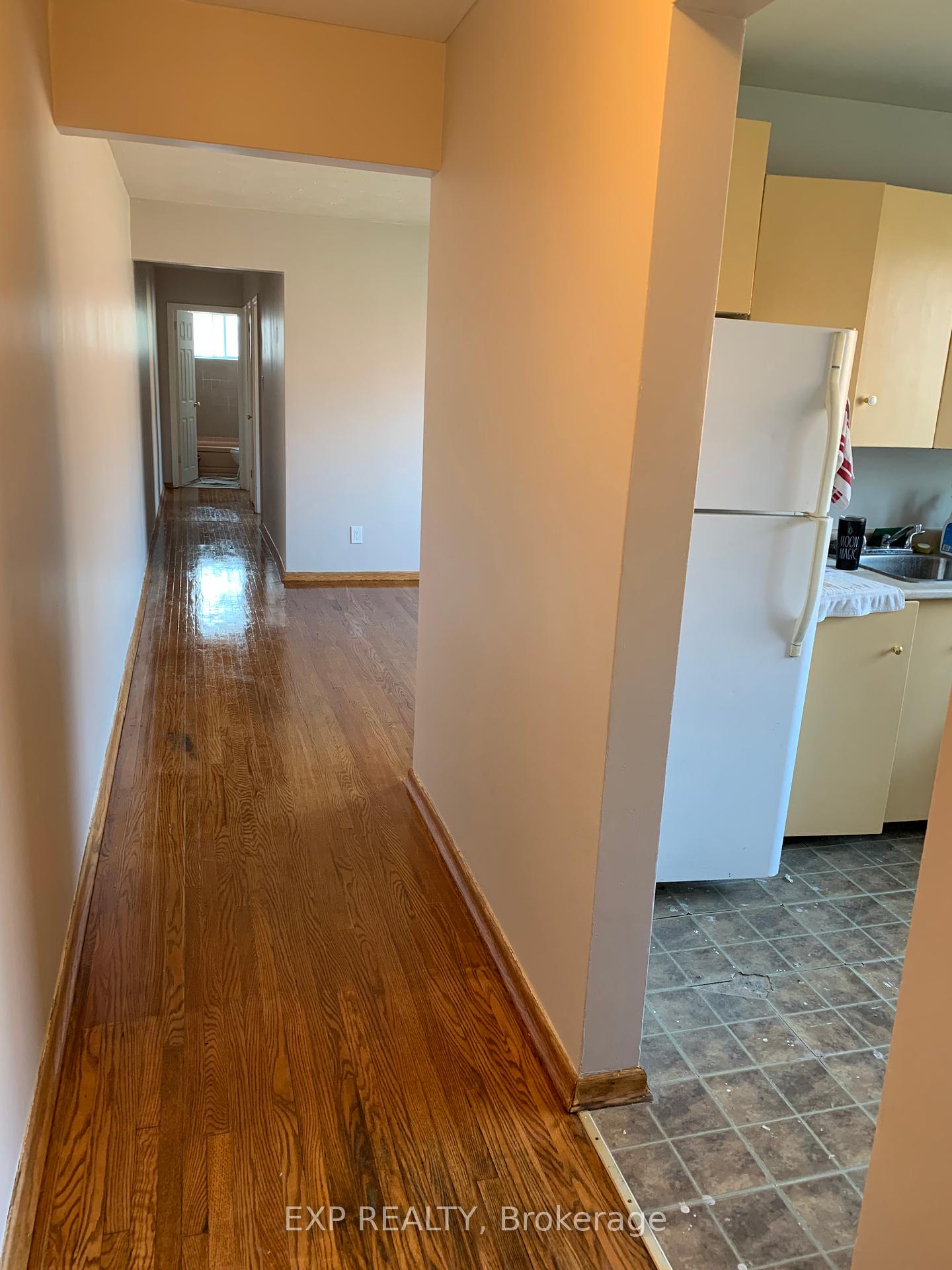 6 - 42 Hilltop Drive, Cambridge, ON N1R 1T1