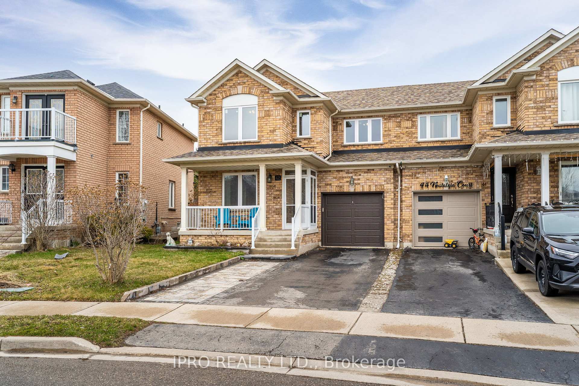 42 Nostalgia Court, Brampton, ON L6X 5C6