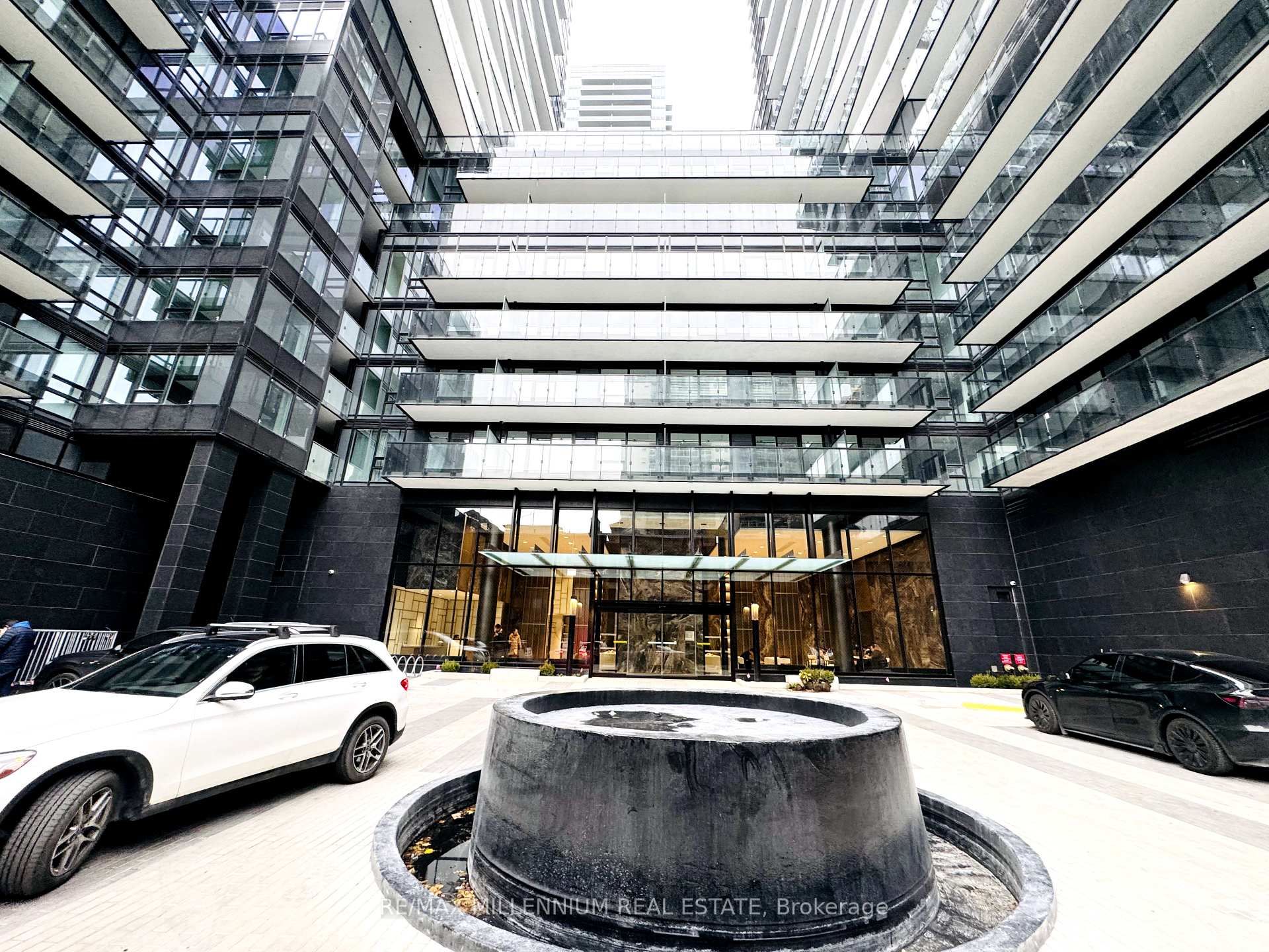 420 - 117 Broadway Avenue, Toronto, ON M4P 1V3