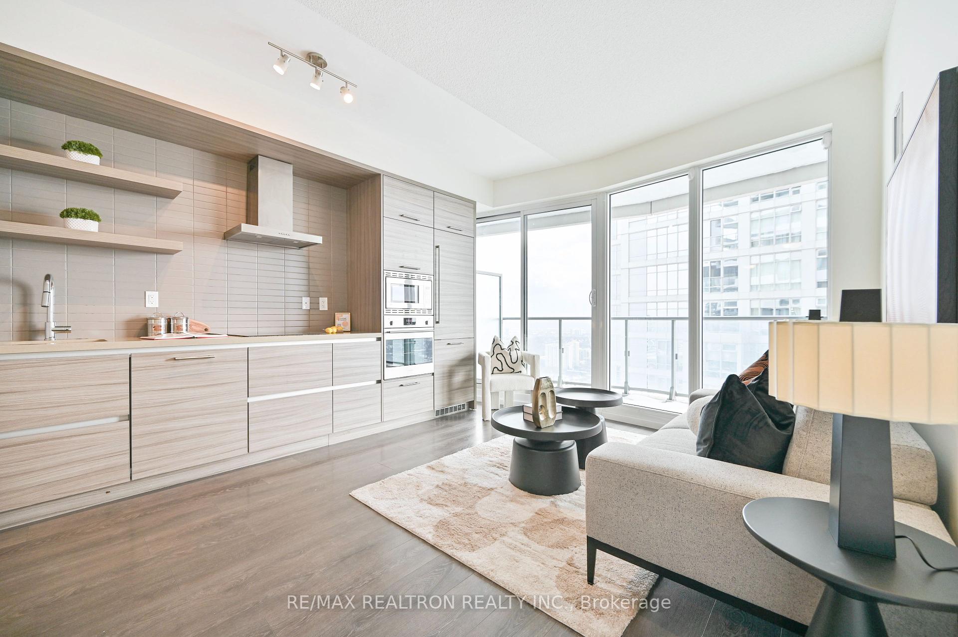 4205 - 2221 Yonge Street, Toronto, ON M4S 2B4