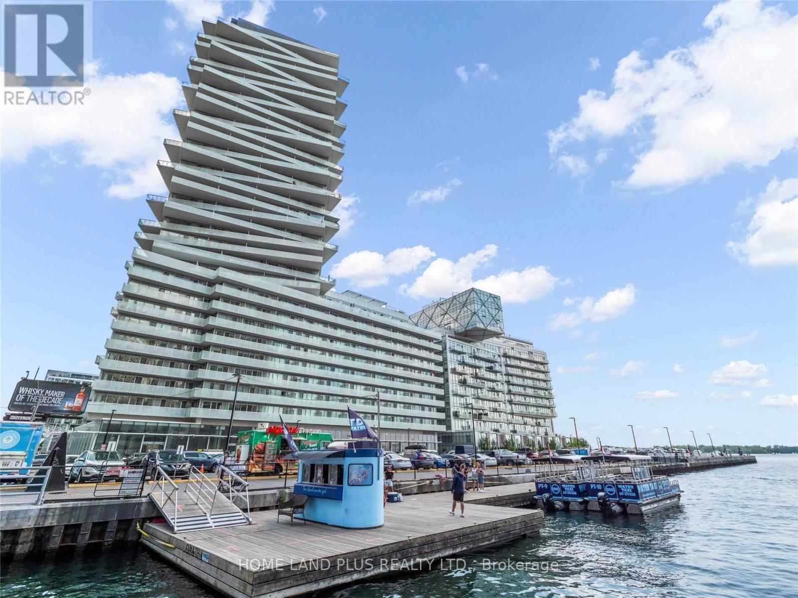421 - 15 Queens Quay E, Toronto, ON M5E 0C5