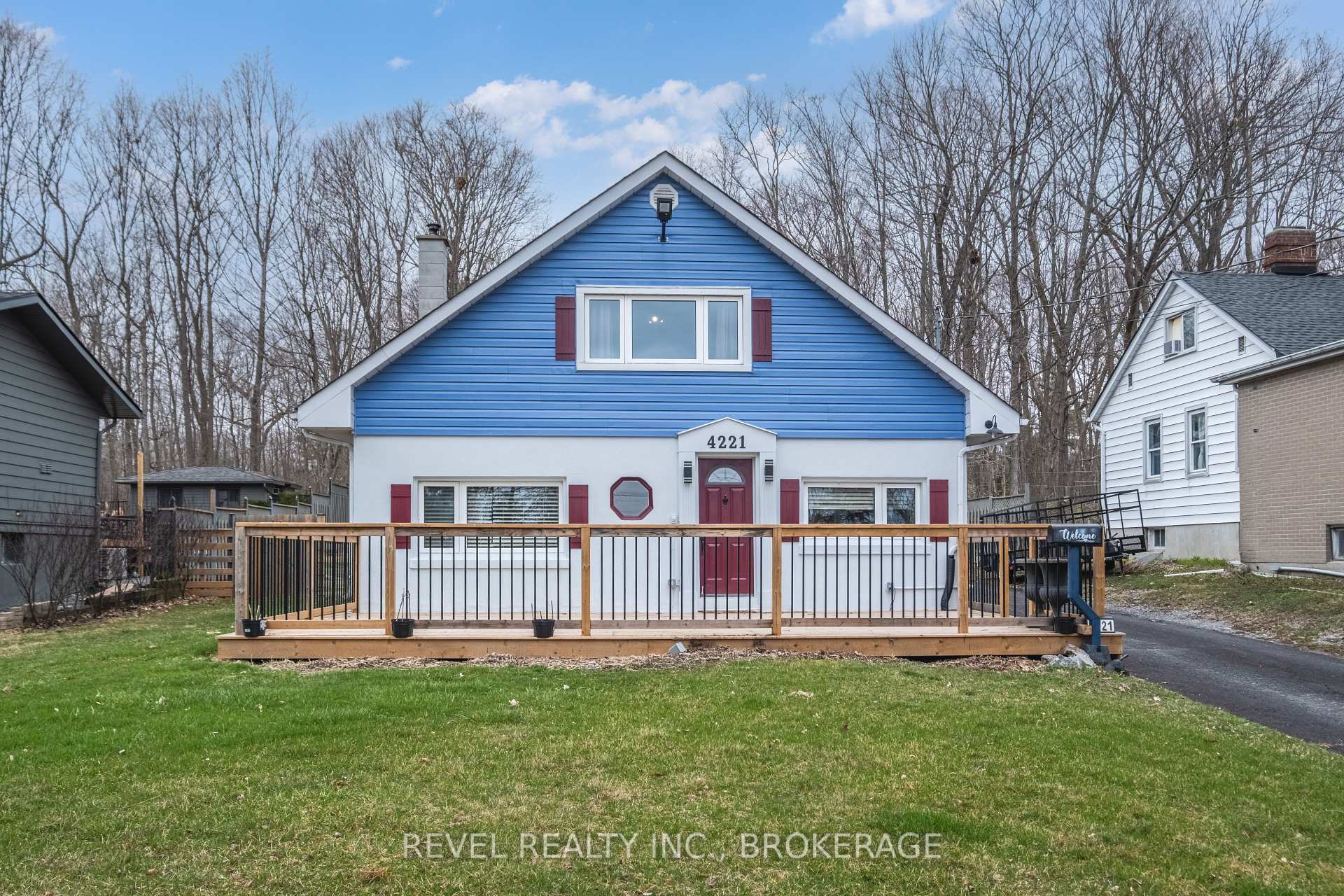 4221 Bath Road, Kingston, ON K7M 4Y8