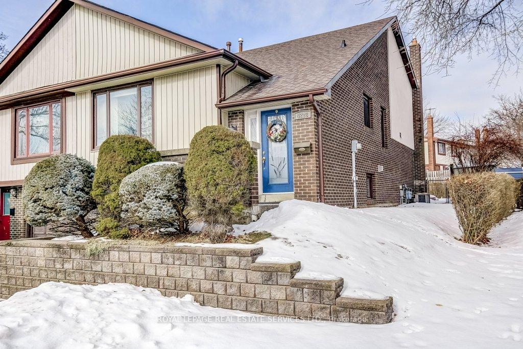 4228 Jefton Crescent, Mississauga, ON L5L 1Z3