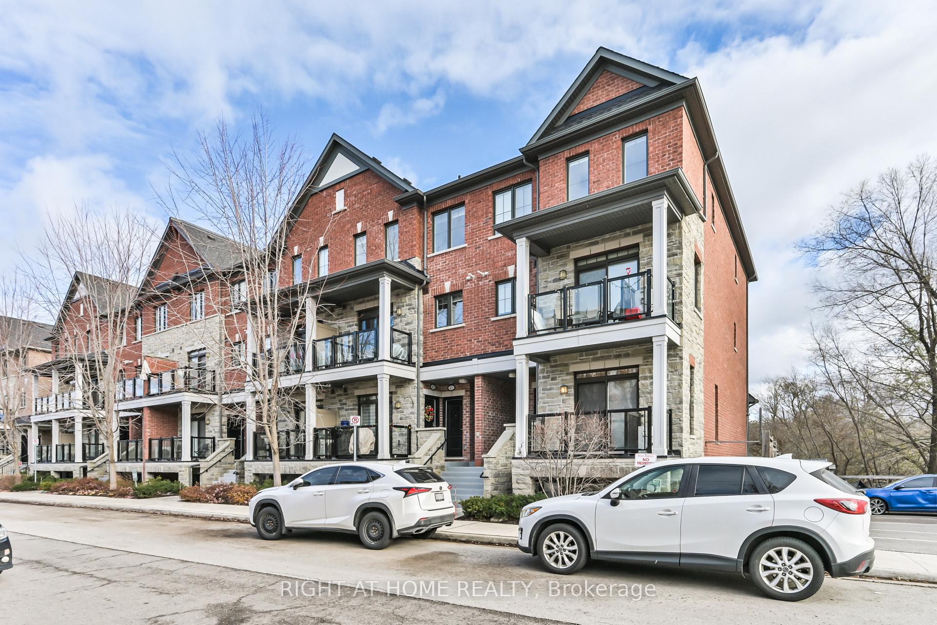 423 - 201 Pine Grove Road, Vaughan, ON L4L 0H8