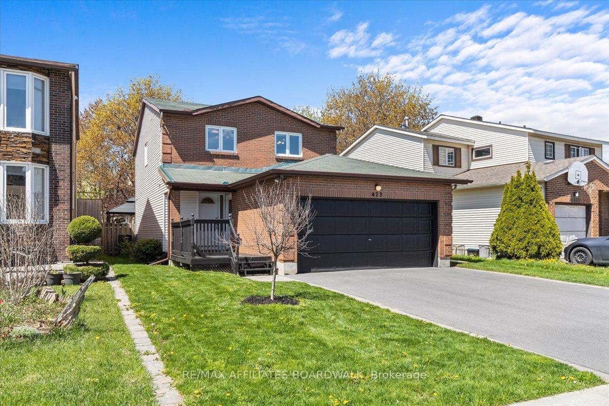 423 Viewmount Drive, Cityview - Parkwoods Hills - Rideau Shore, ON K2E 7P1